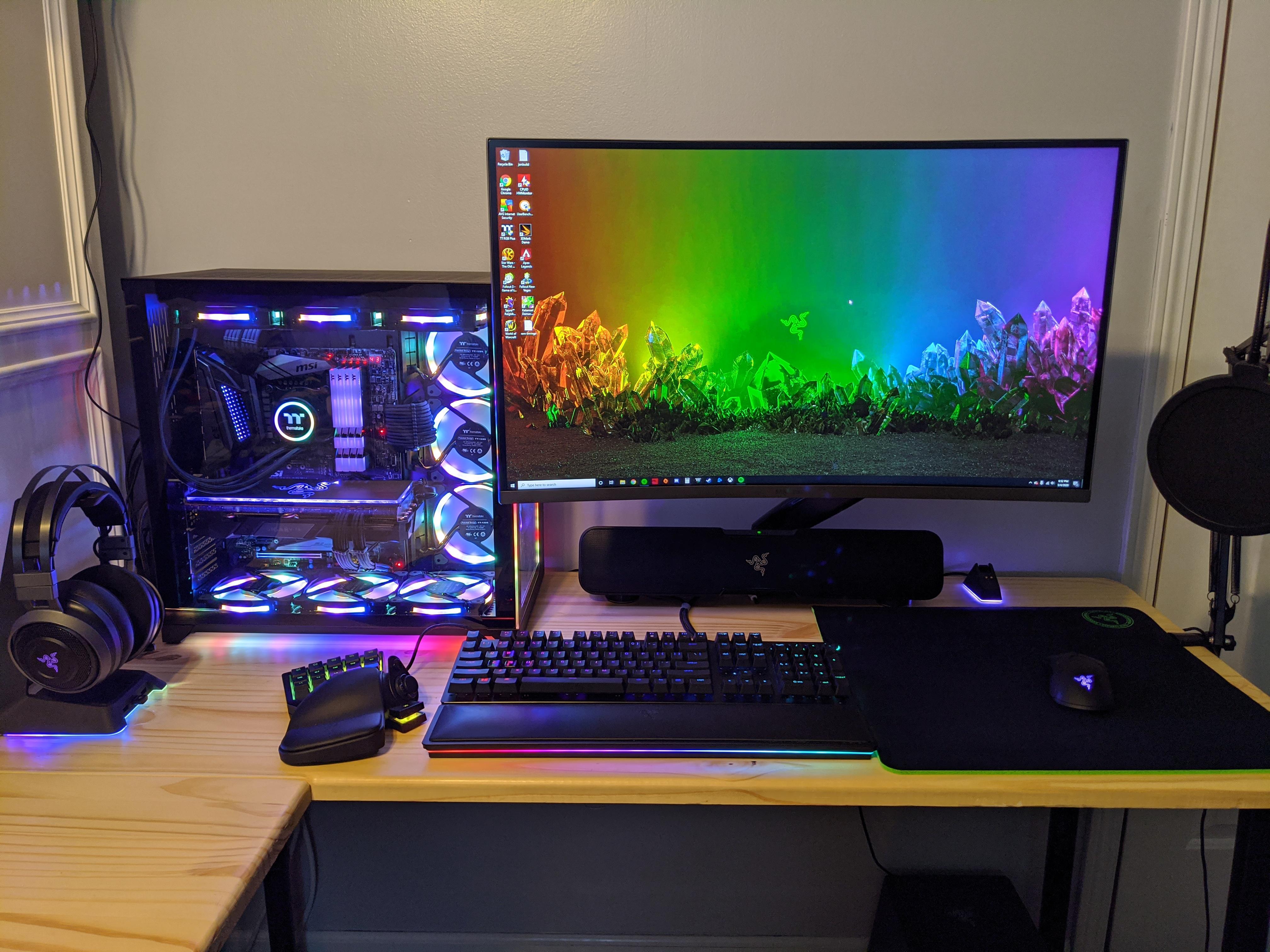 Finished building my fully Razer integrated setup! | Scrolller