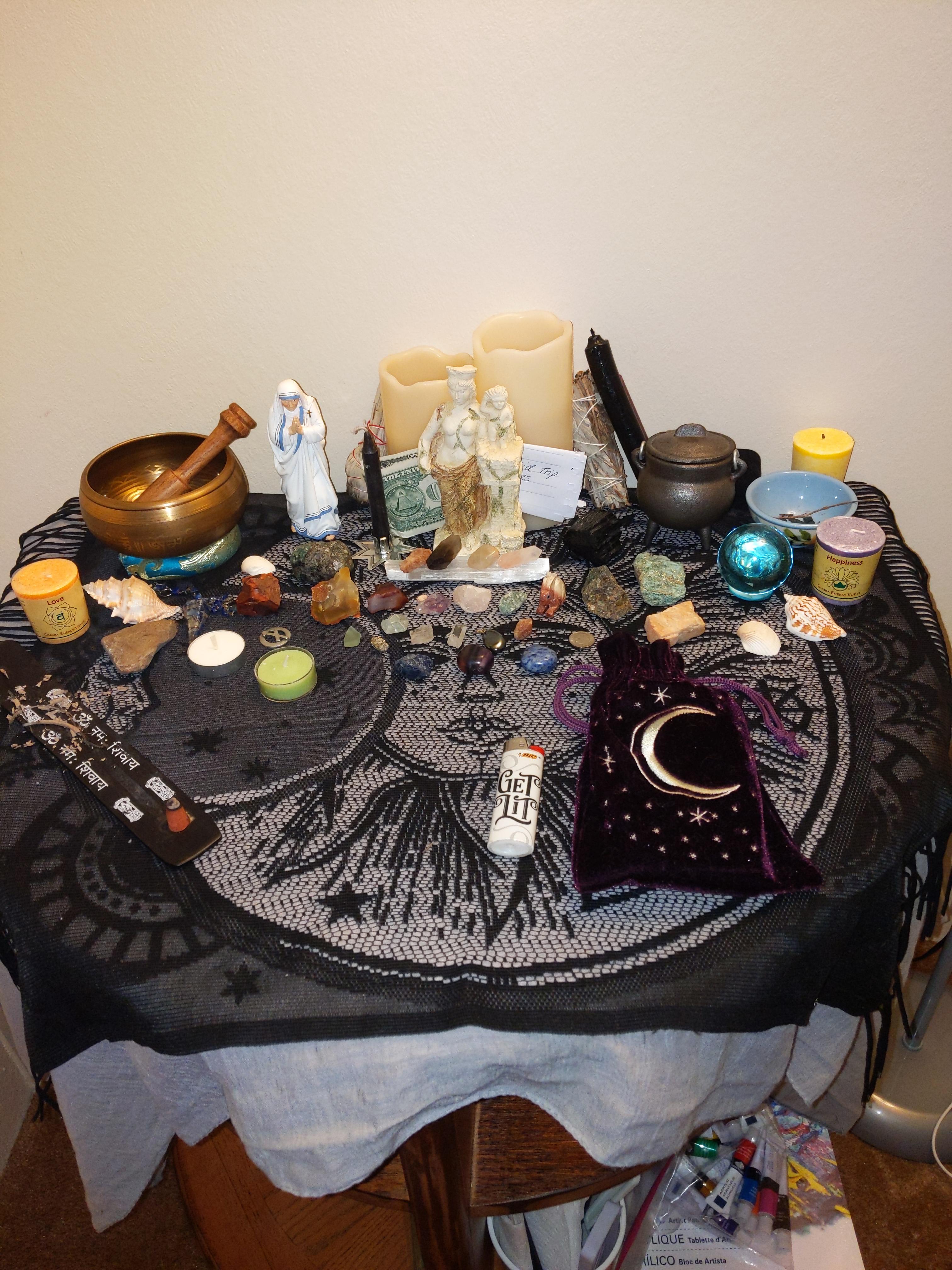 Finished moving and setting up my altar! | Scrolller
