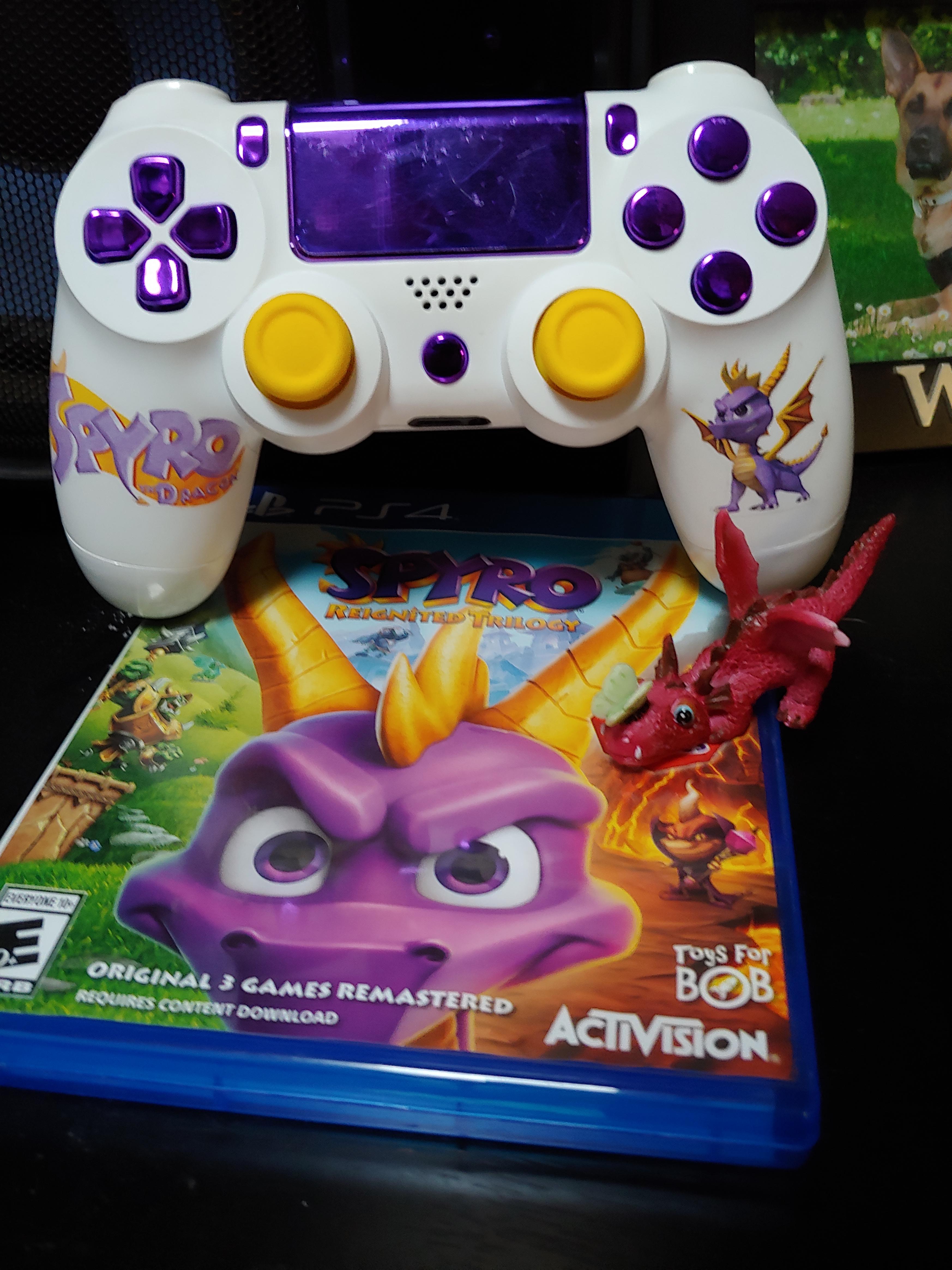 Finished my Spyro PS4 controller. | Scrolller