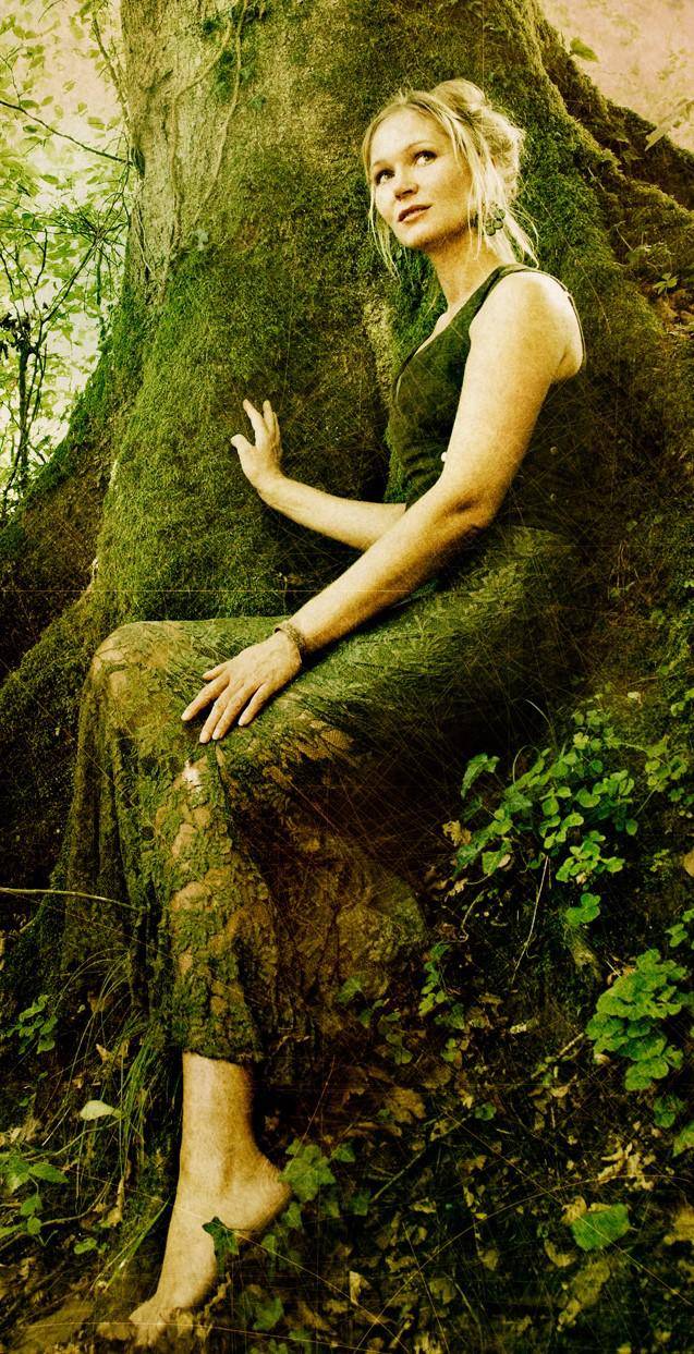 Fiona Rüggeberg [irtr] | Scrolller