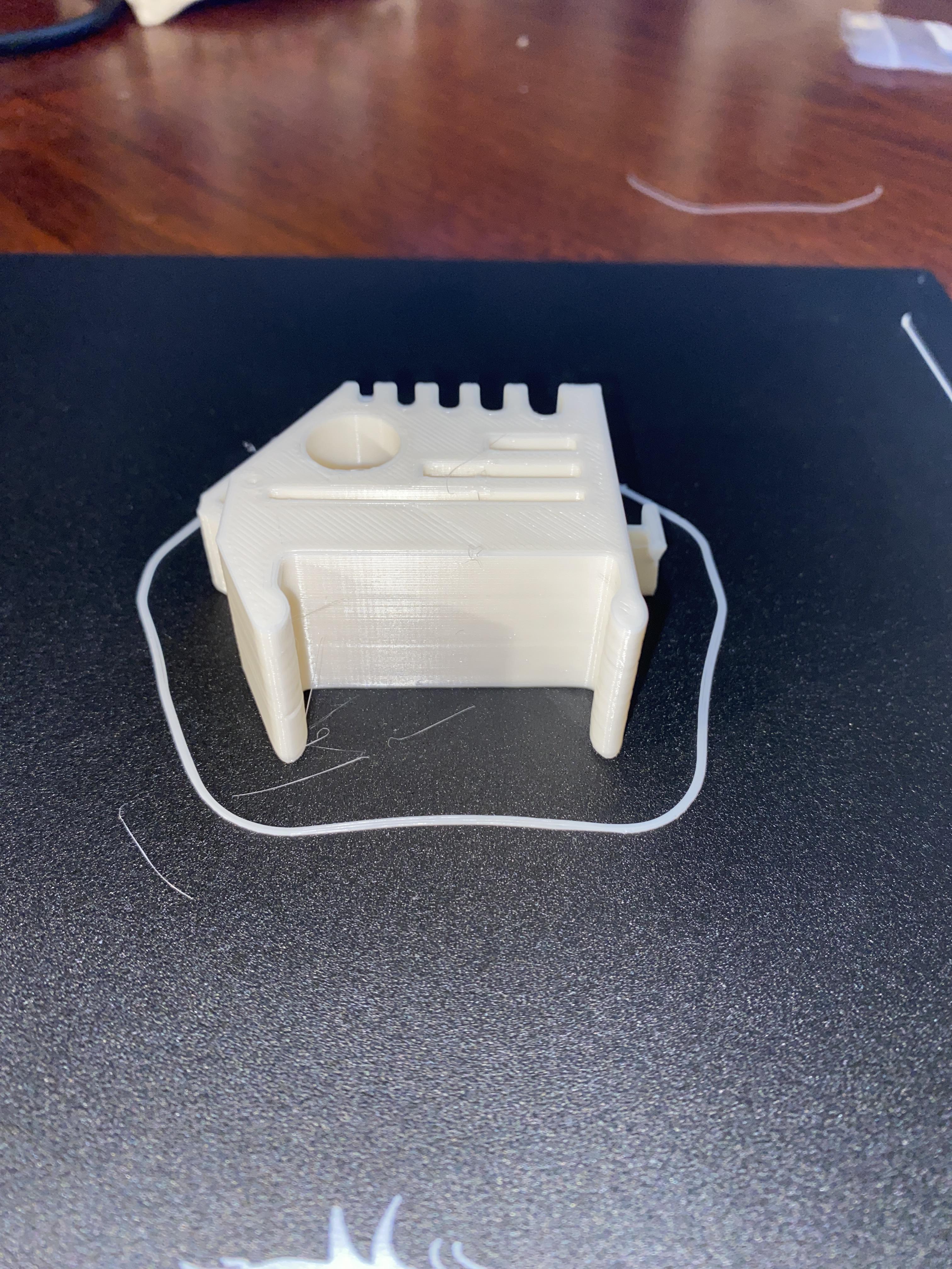 First 3d printer | Scrolller