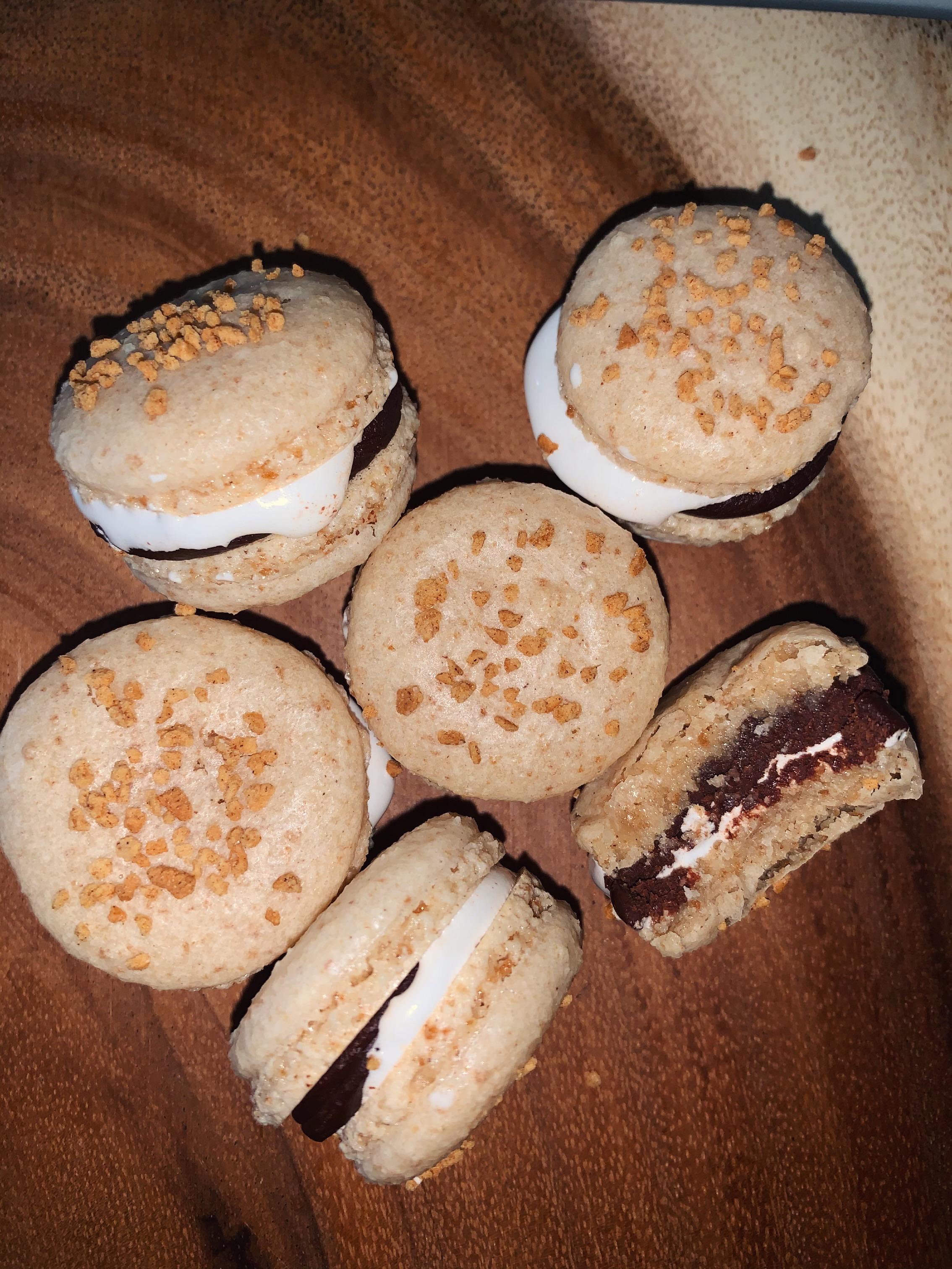 First full macarons with feet! (S’mores flavor) | Scrolller