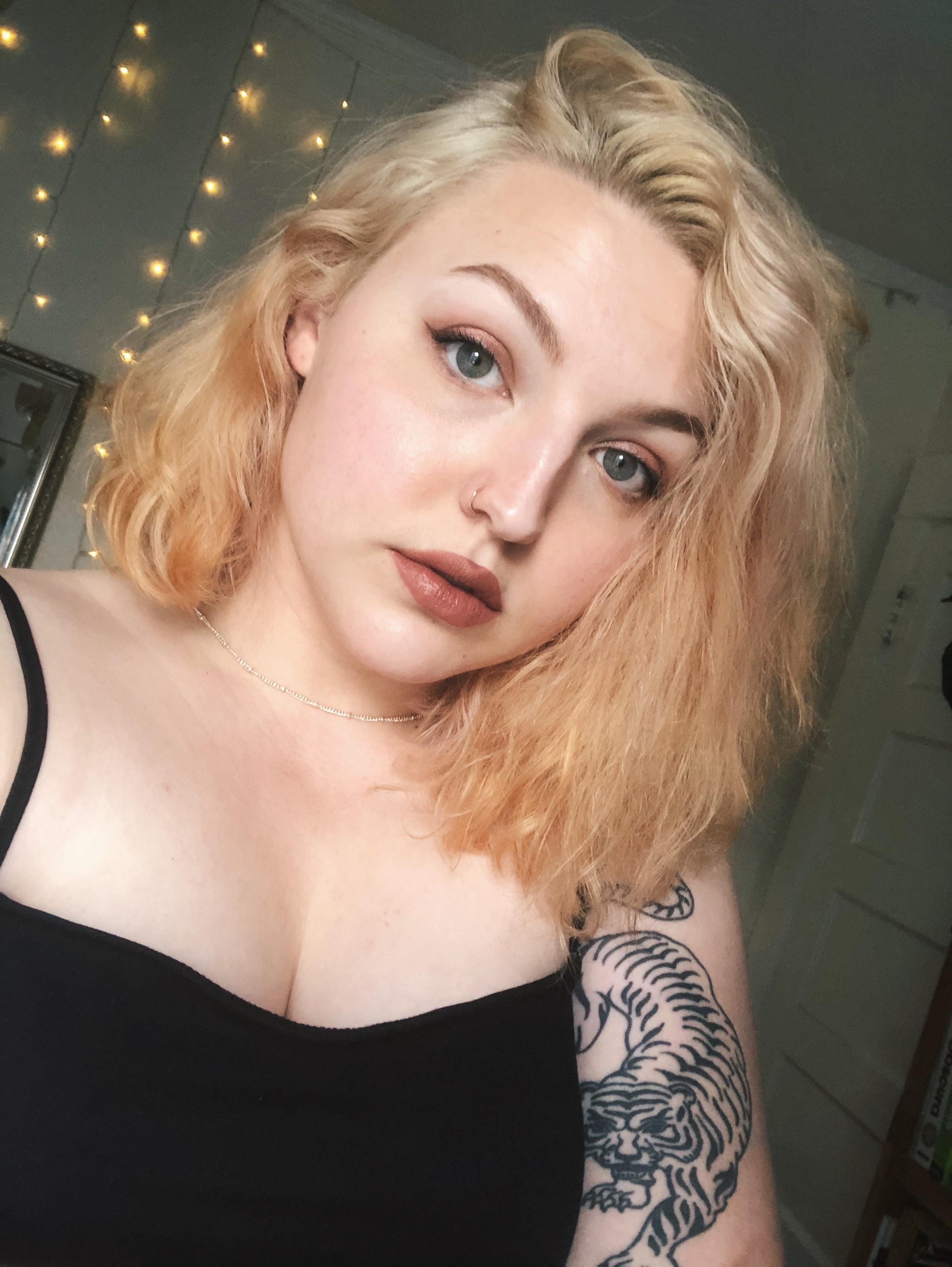 First impression? | Scrolller