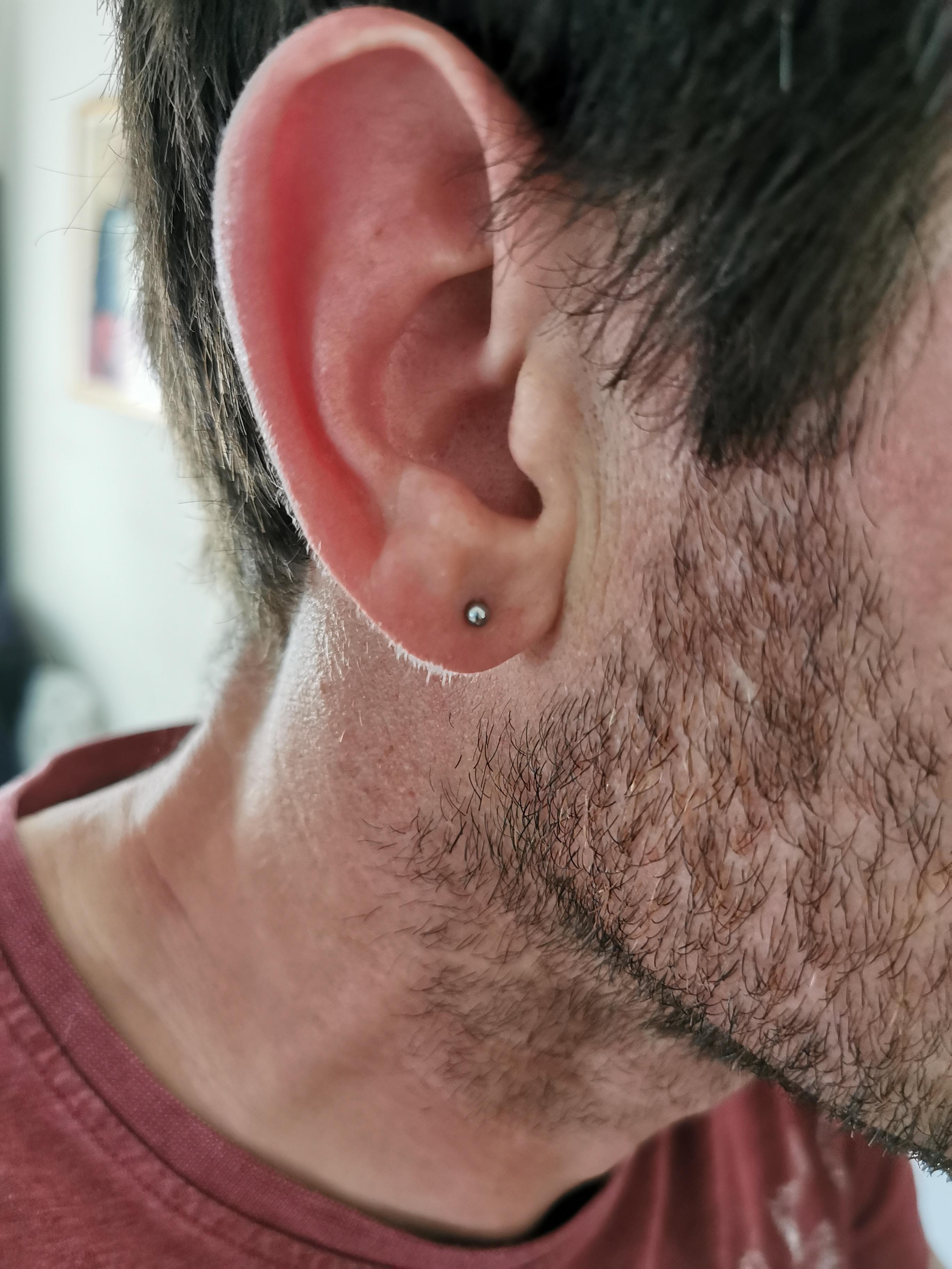 first jewellery change after getting my ears pierced. Love these silver studs | Scrolller