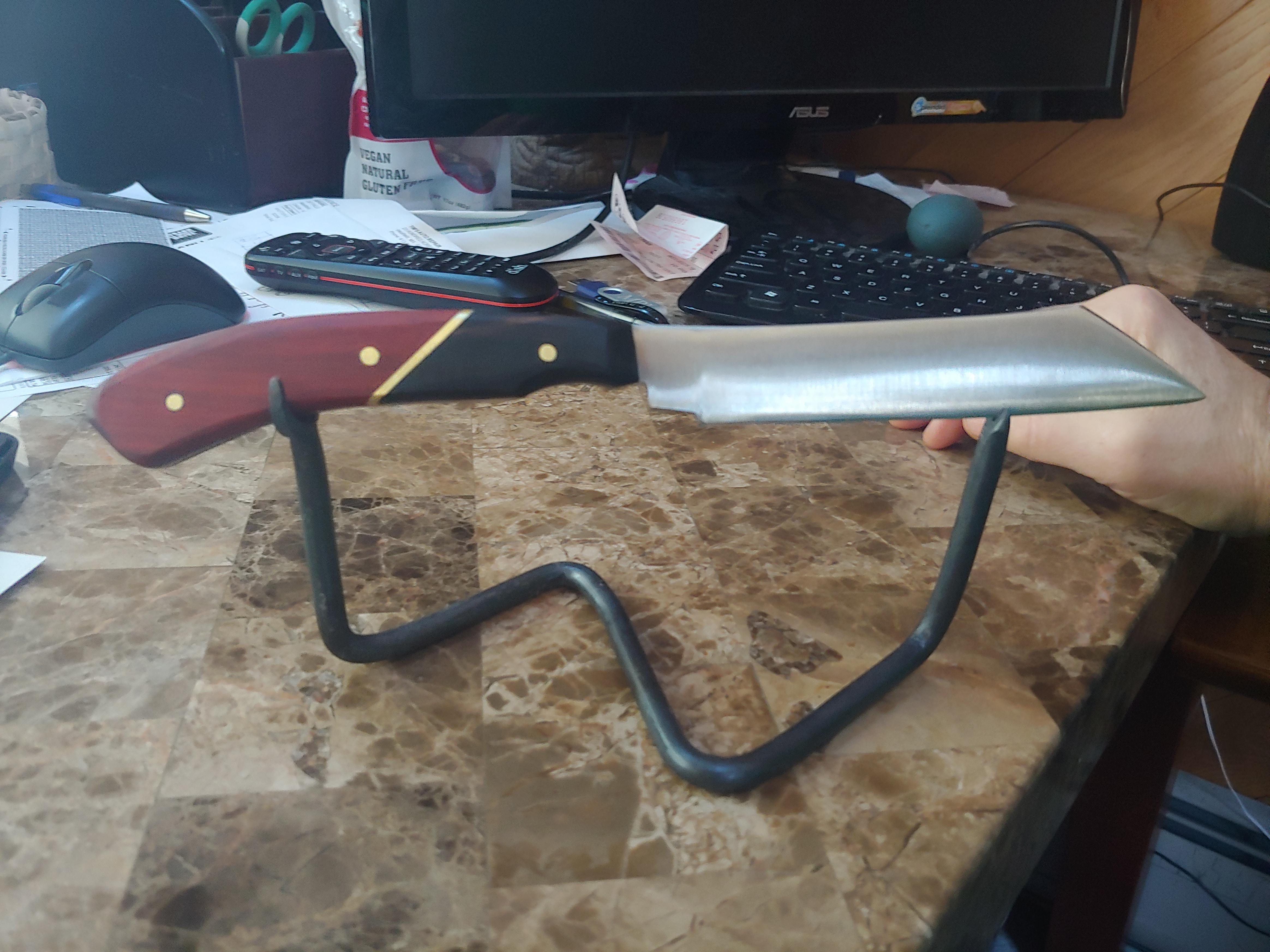 First knife I've ever forged | Scrolller