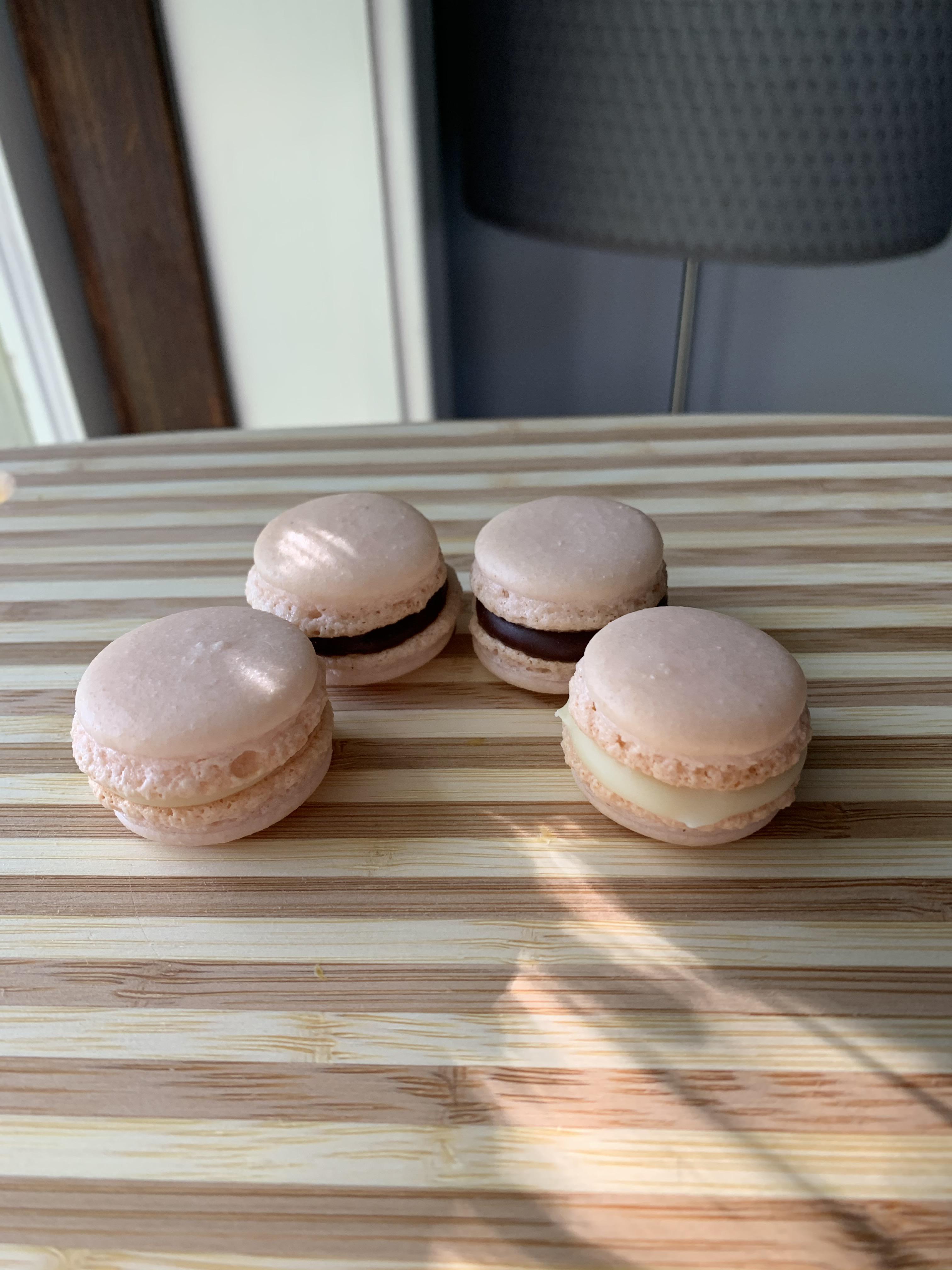 First Macarons!!! | Scrolller