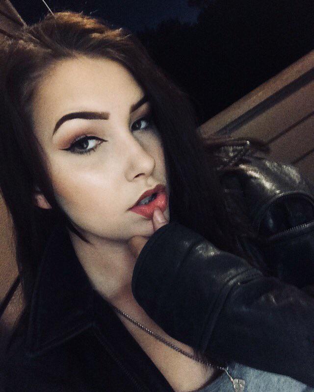 First impression? Curious | Scrolller