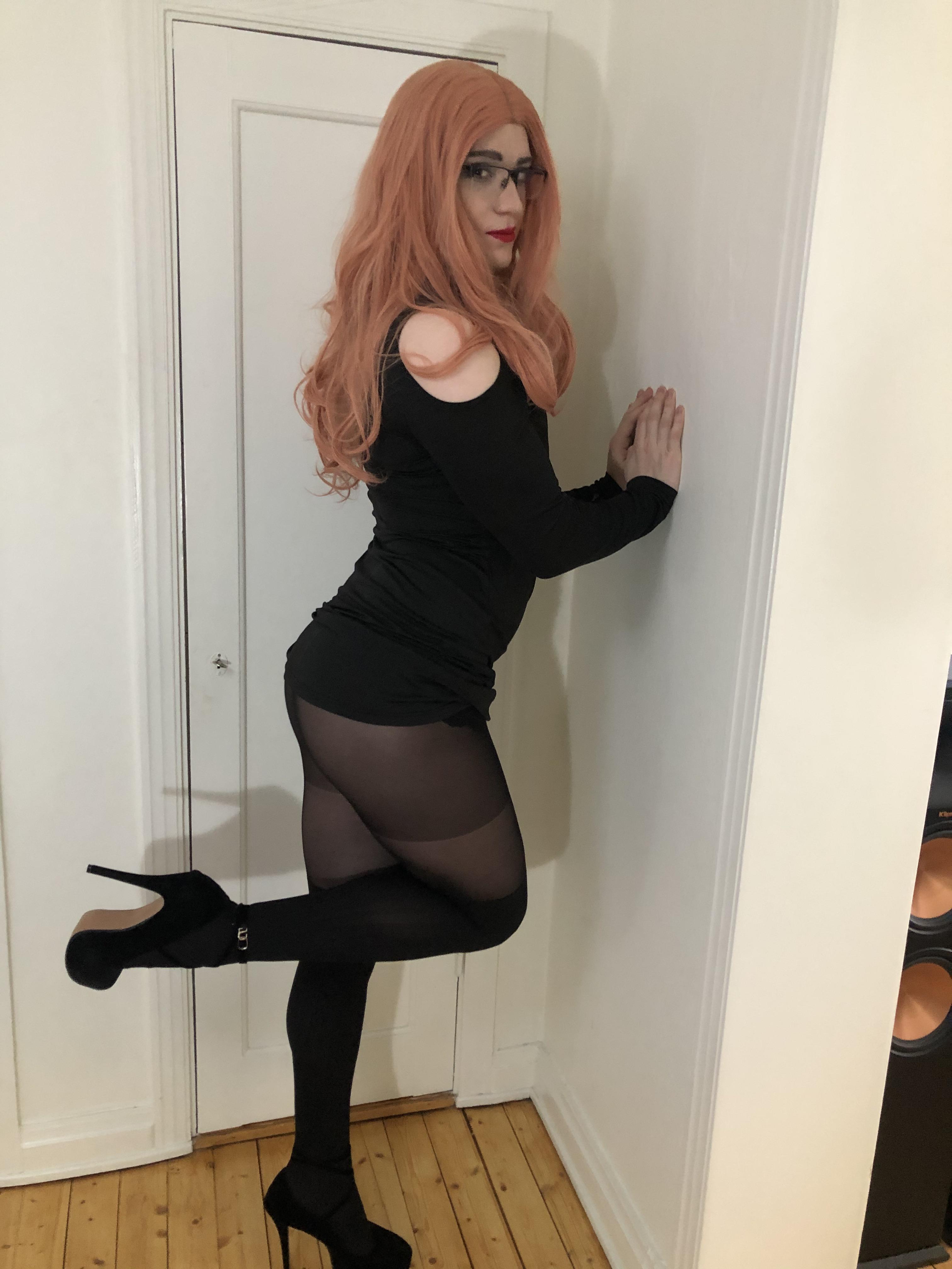 [First Post] Say hi to Lucy | Scrolller