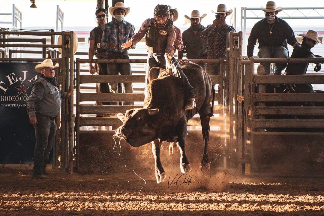 First rider of the night at the Tejas Rodeo, Bulverde TX. | Scrolller