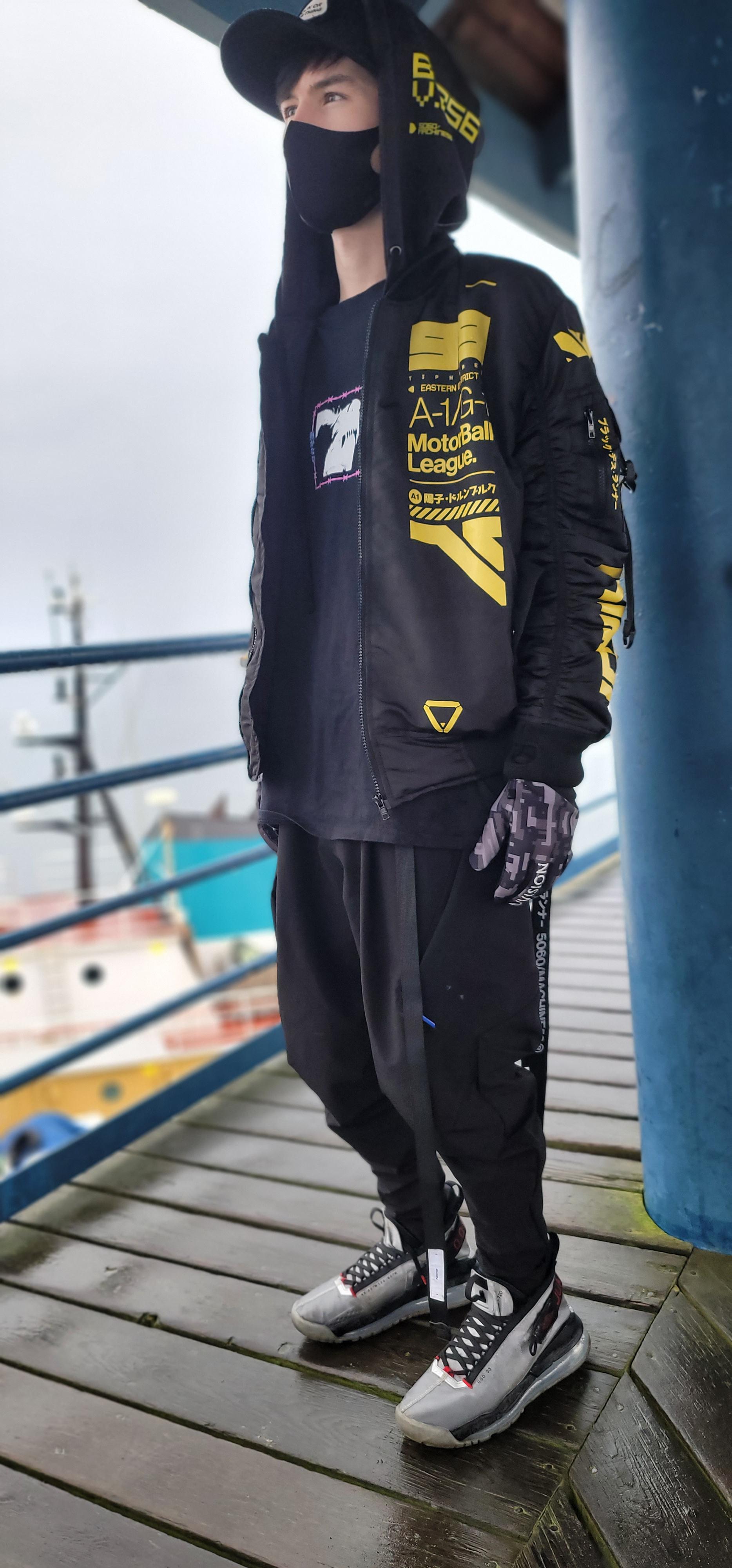 First TechWear Fit. PNW ready. | Scrolller