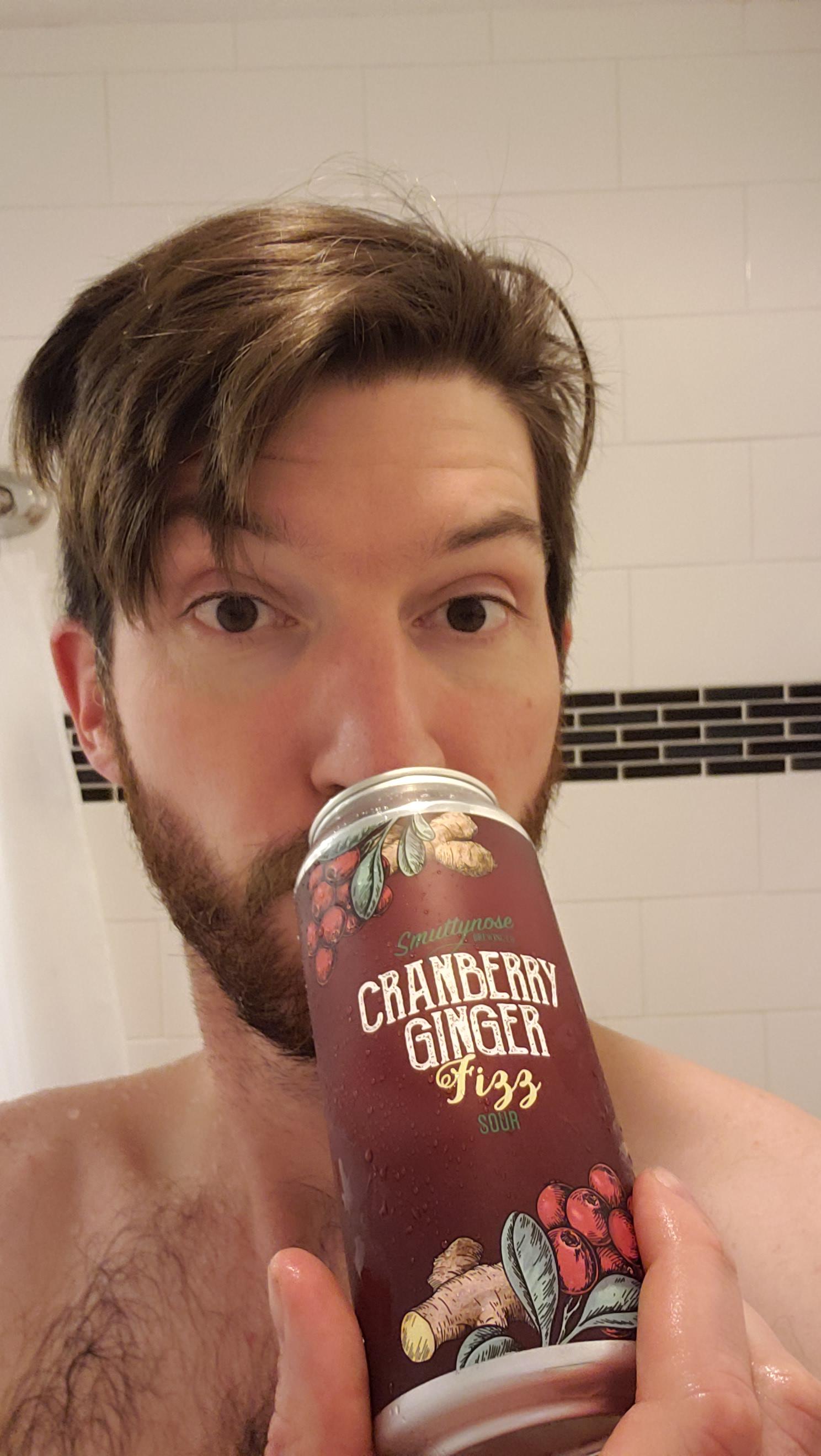 First time poster here... This Smuttynose Cran Ginger Fizz sour hits the spot and then some ...