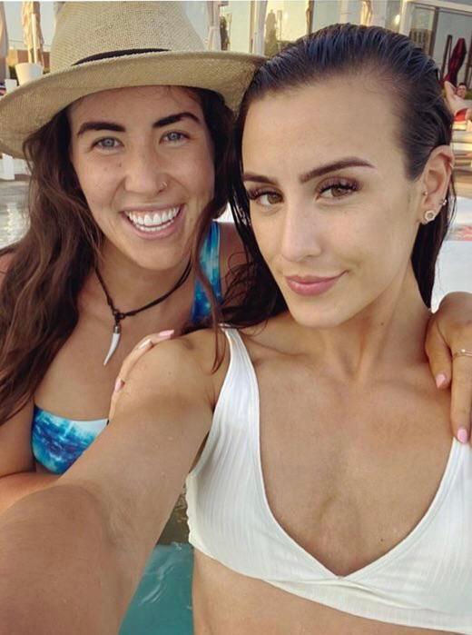 Flat chest. Anyone interested | Scrolller