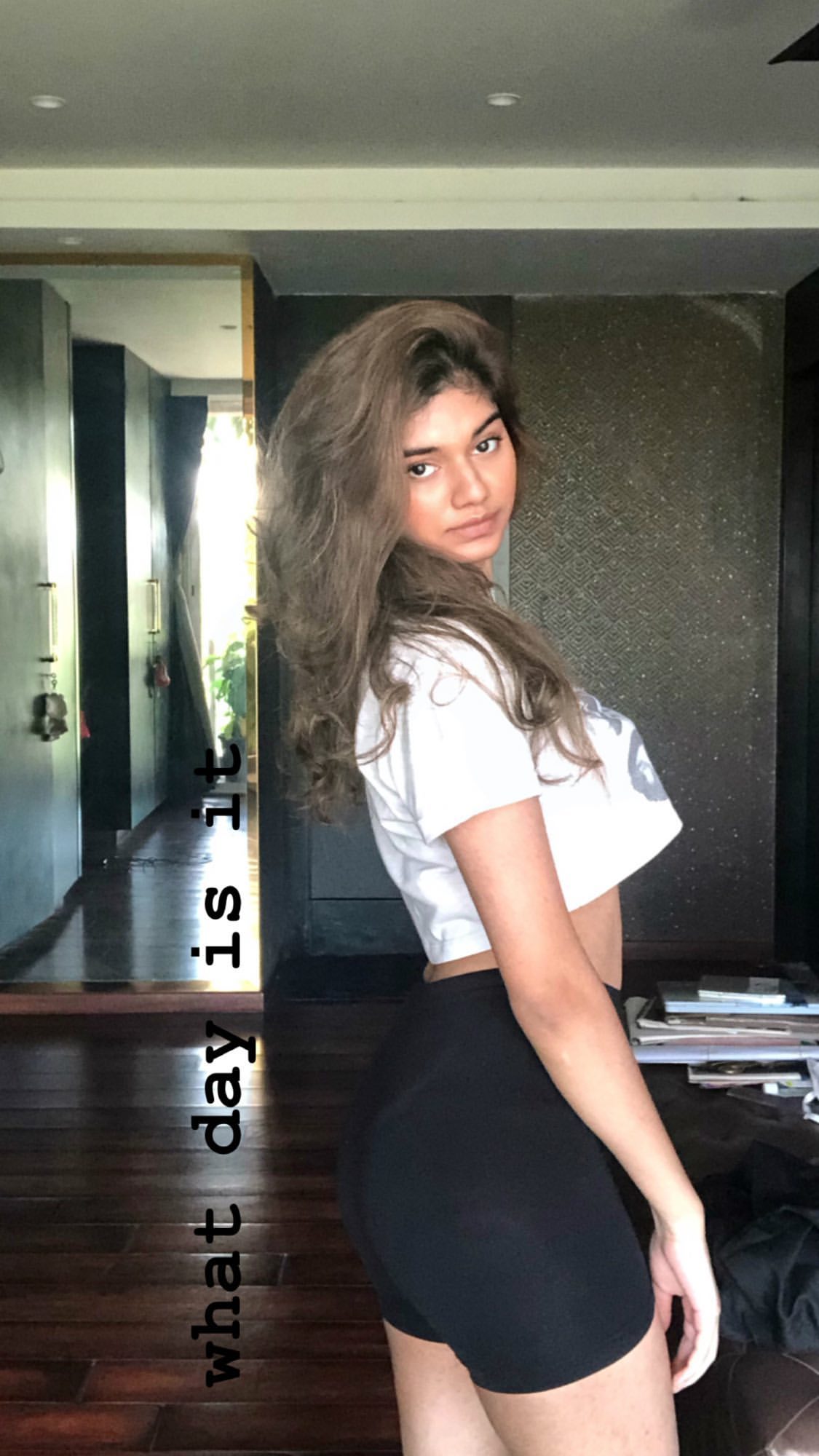 Flaunting the amazing rig | Scrolller