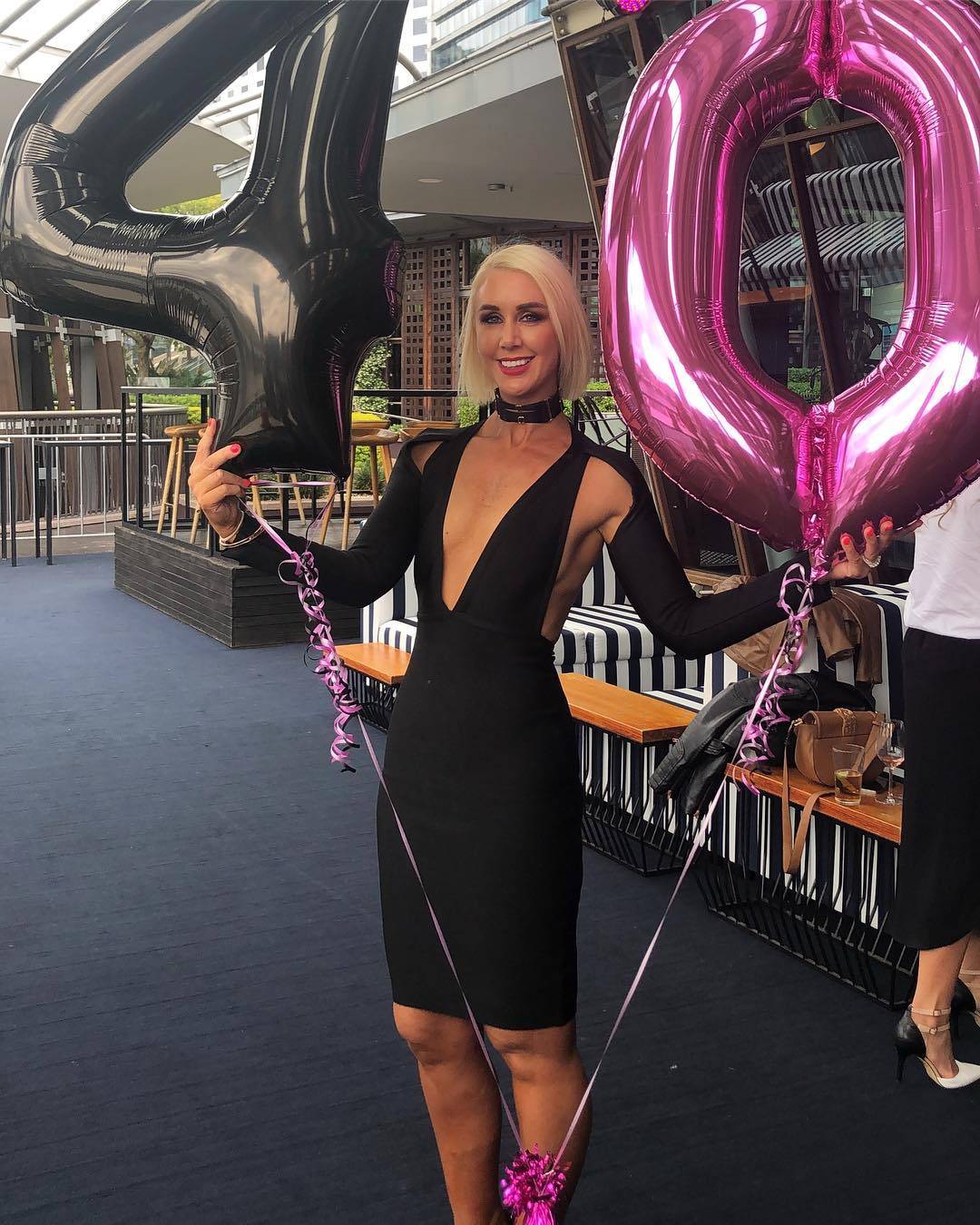 Flight Attendant (40) | Scrolller