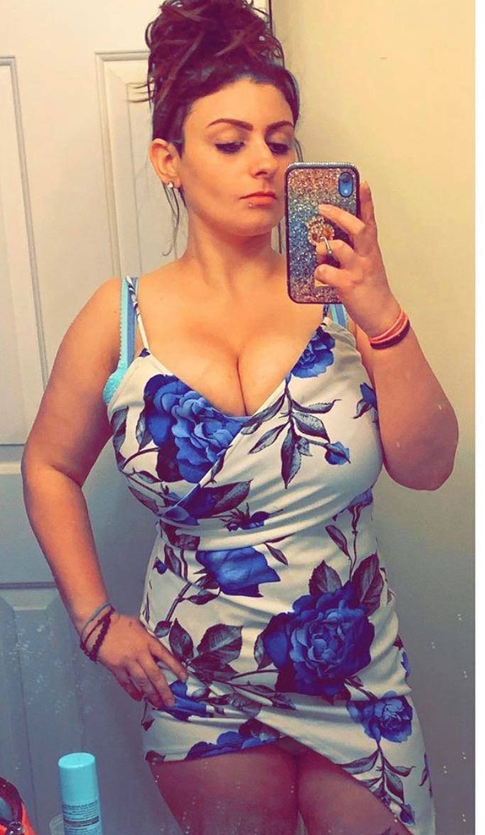 Floral dress. Does this fit here. | Scrolller