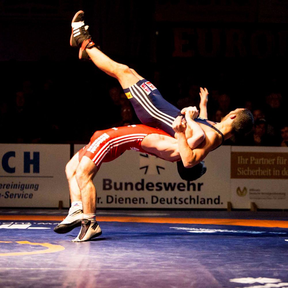 Flying High | Scrolller