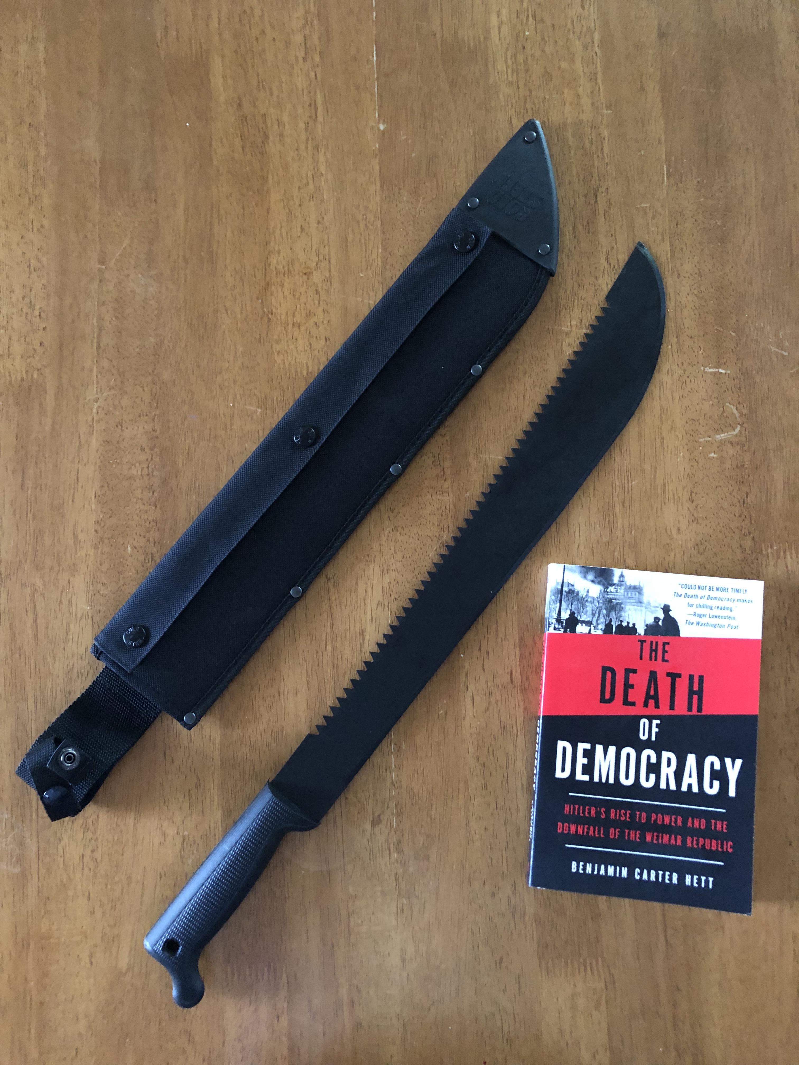 Follow up post to previous - machete came in as well as some light reading. | Scrolller