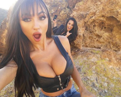 Fooling around | Scrolller