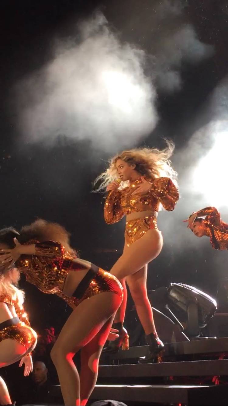 Formation Tour, Front Row, Seattle. Amazing. | Scrolller