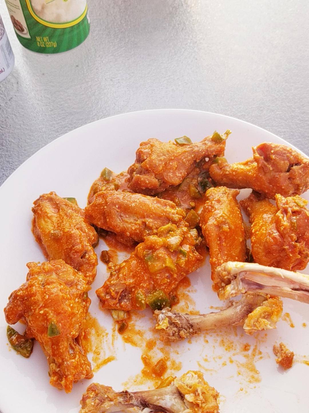 Frank's, butter, Dave's Ghost pepper, parmesan cheese, green peppers | Scrolller