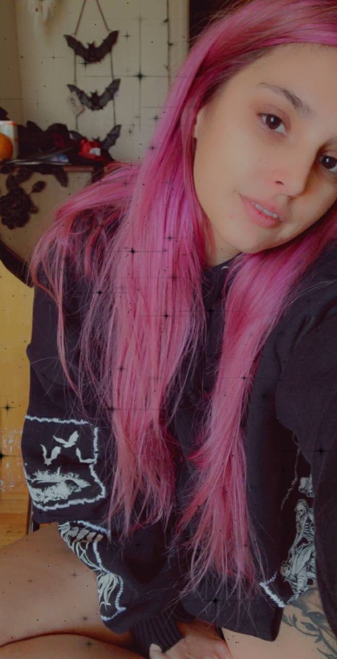 FREE •Cosplay• Gamer • 420 • Submissive • DAILY lewd content • Extensive Tip Menu•👻 | Scrolller