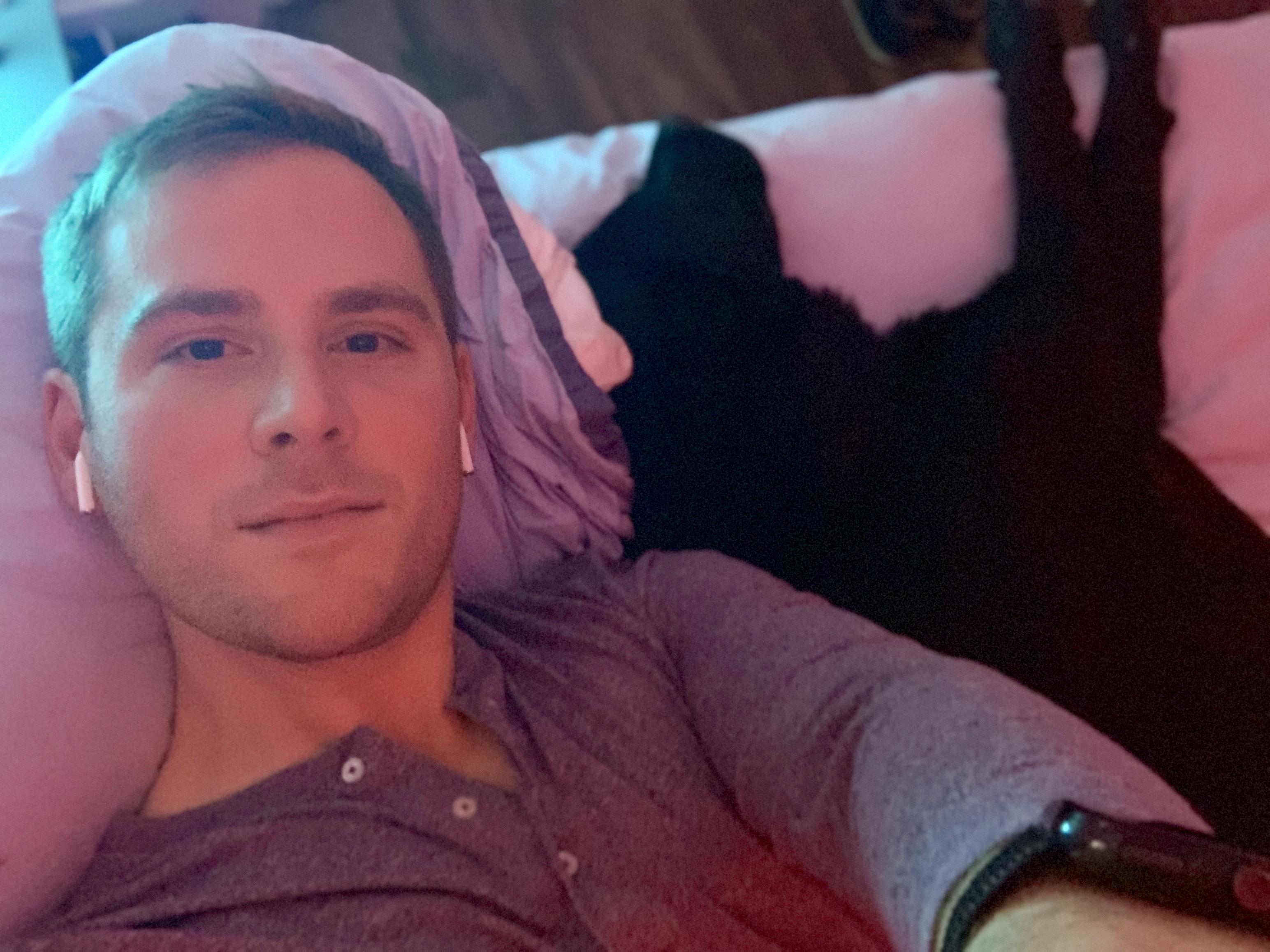 Friday feeling pretty tame for these two guys | Scrolller