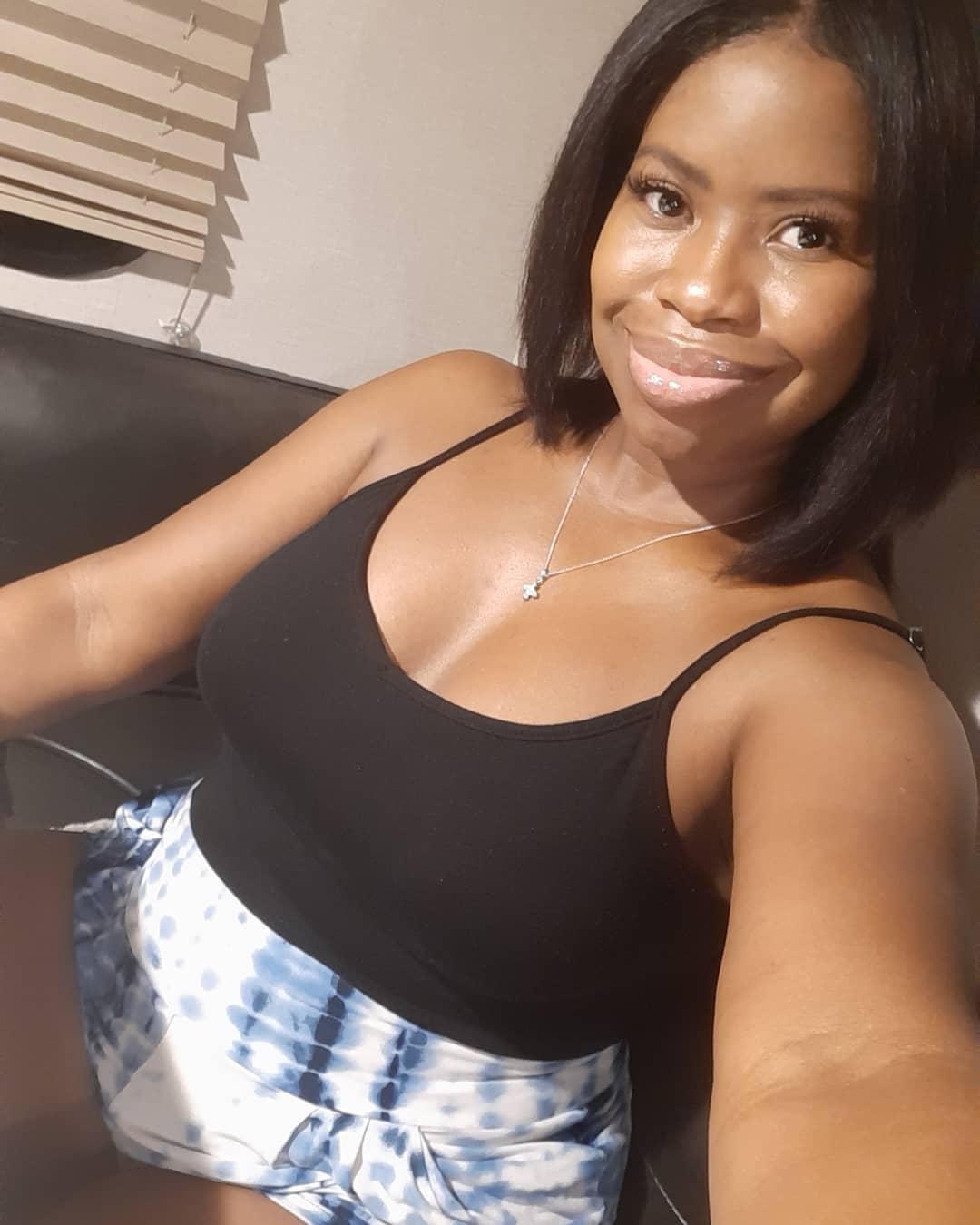 friends mom | Scrolller