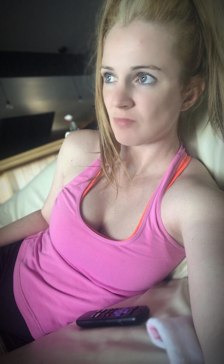 Fuck me on my couch? | Scrolller