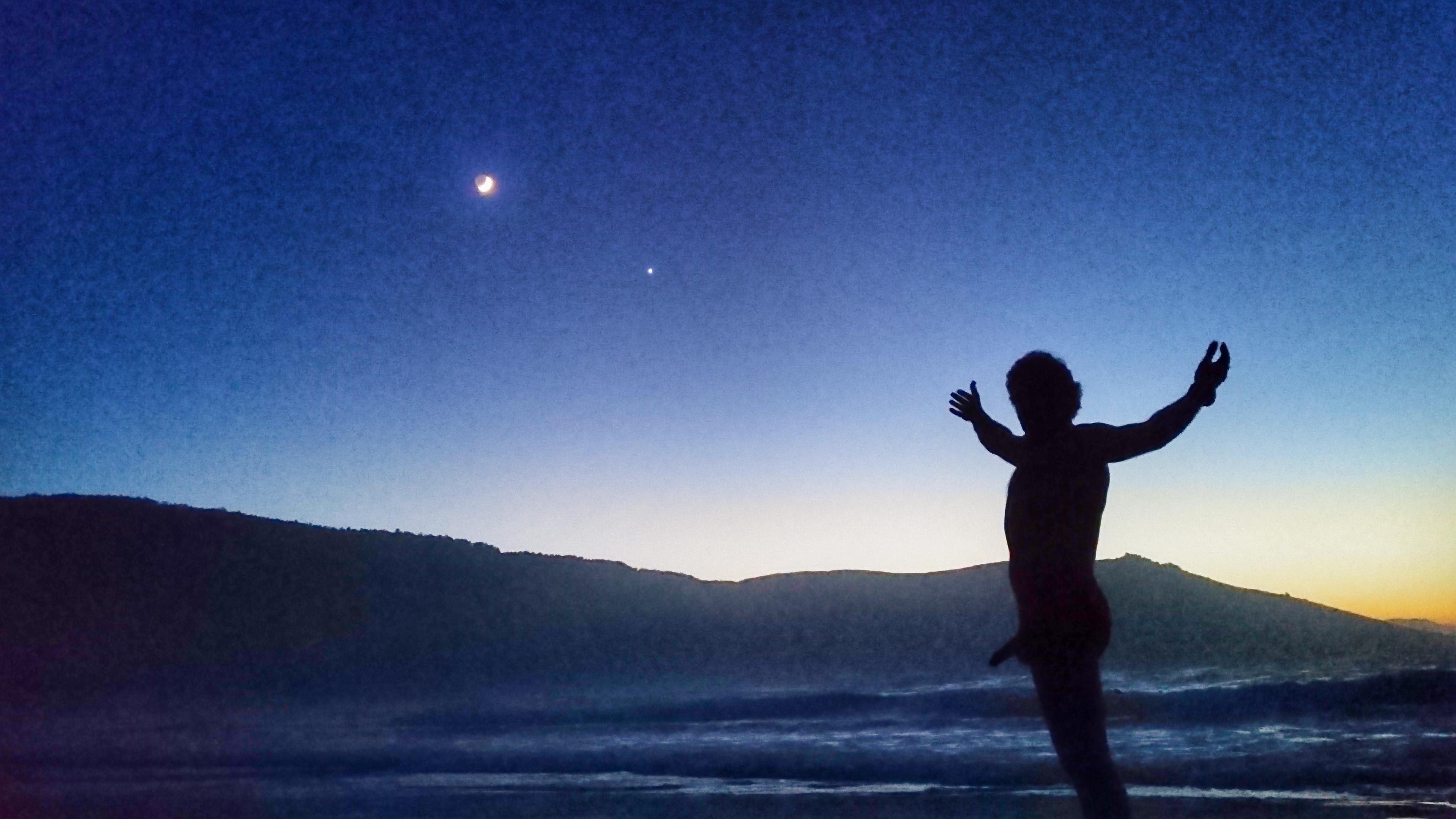 Full moon and sunset. | Scrolller