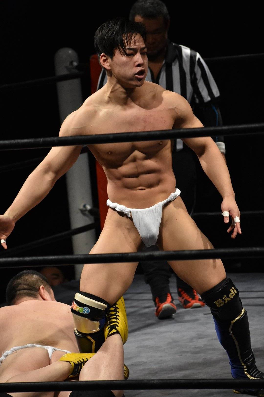 Fundoshi wrestling with Koju Takeda | Scrolller