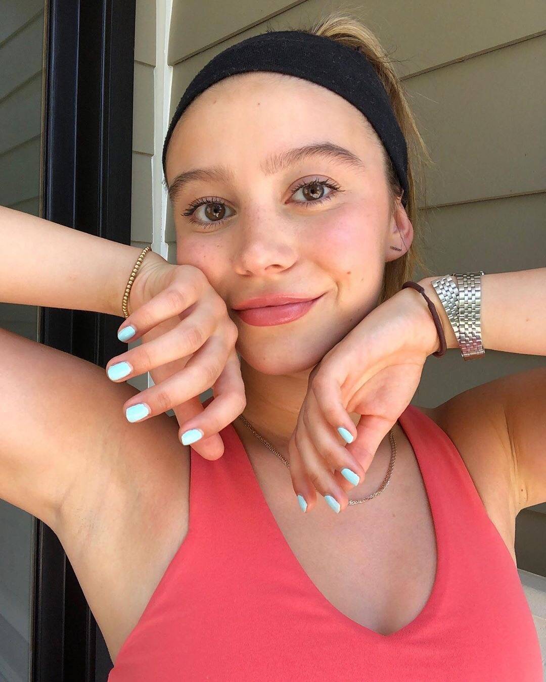 G Hannelius | Scrolller