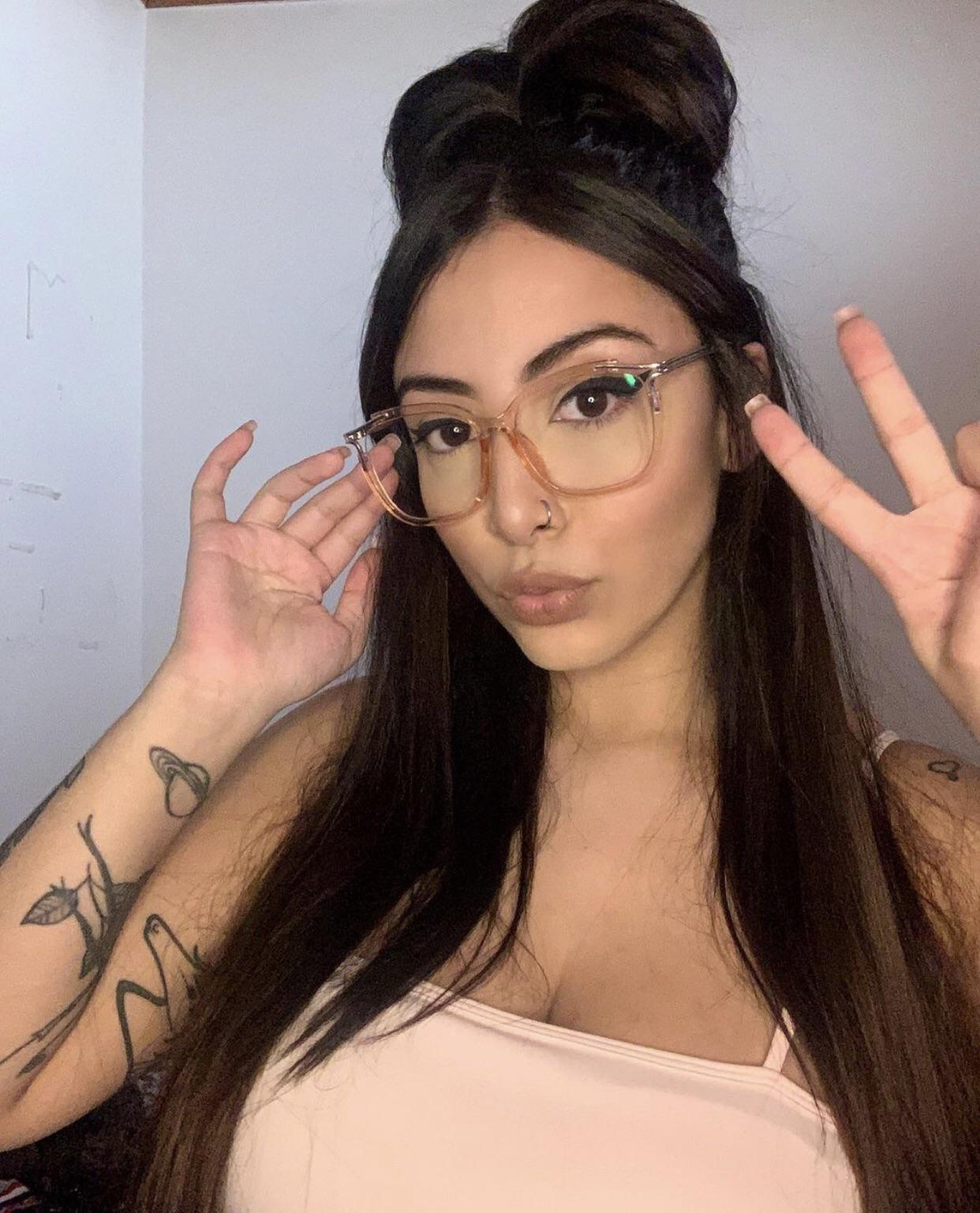 Gabriella | Scrolller