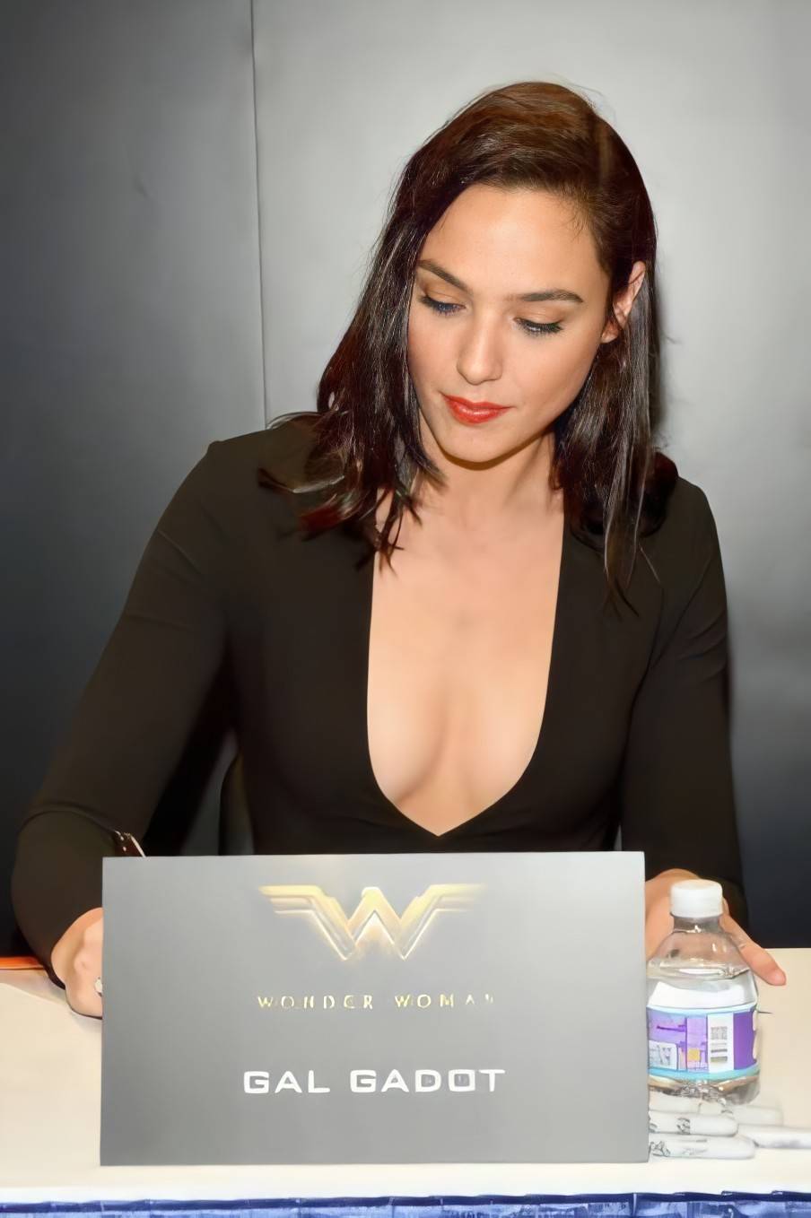 Gal Gadot signing the contract to be our dedicated cumdump and urinal | Scrolller