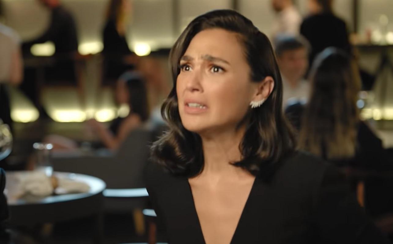 Gal Gadot when she agrees to a throat fuck then sees how big your dick is | Scrolller