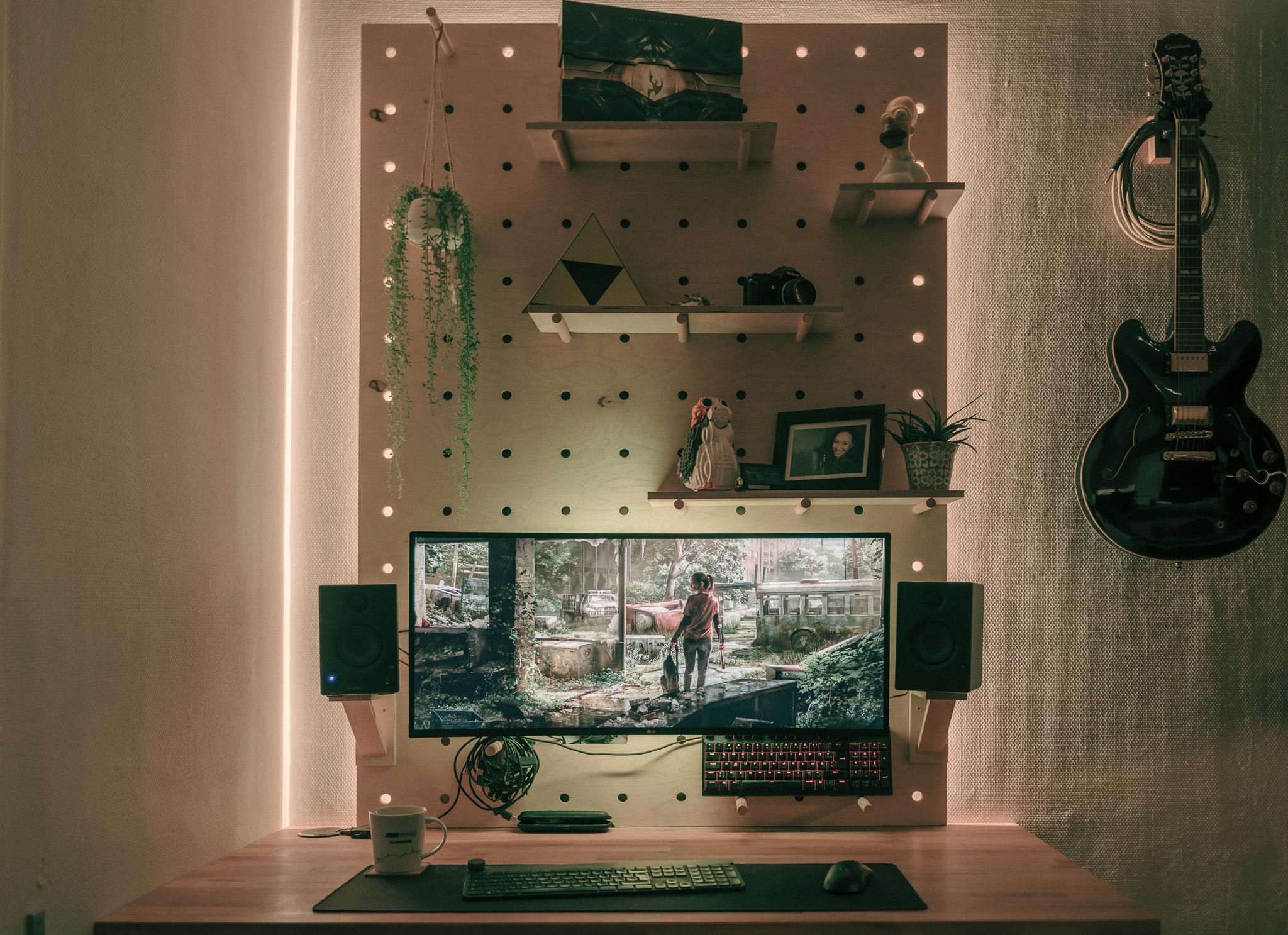 Gaming / working setup | Scrolller