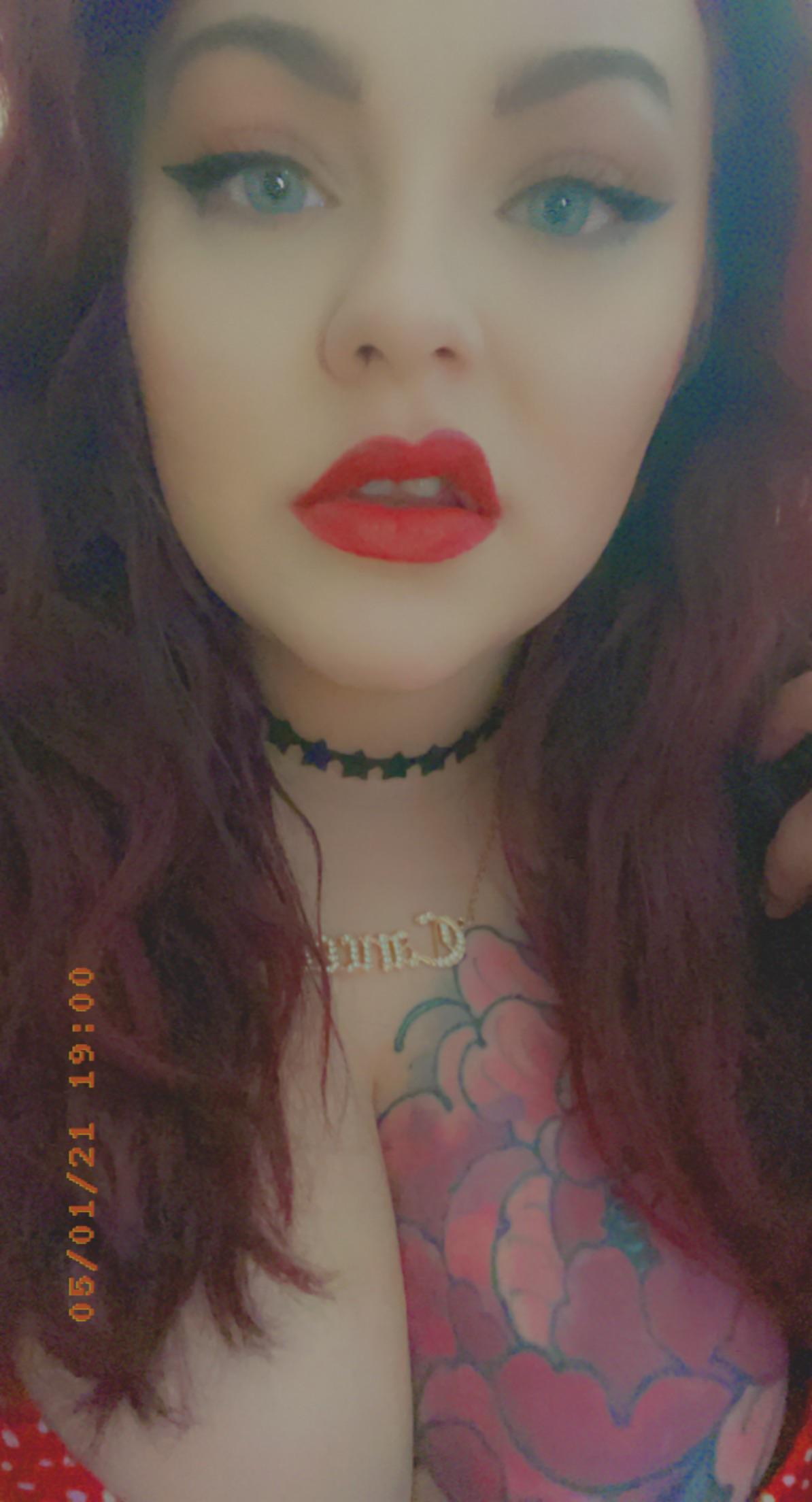 Gap tooth for life | Scrolller