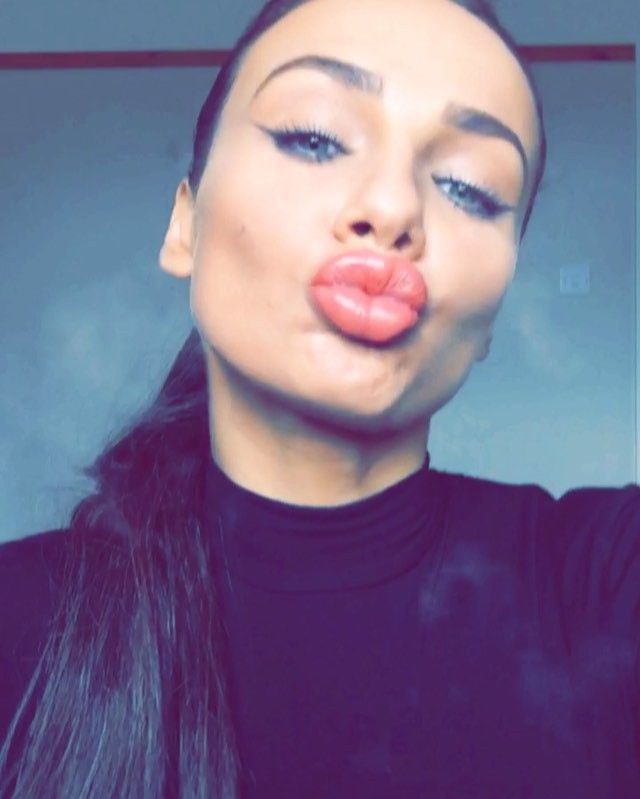 Gemma Humphries big pouty dsls | Scrolller