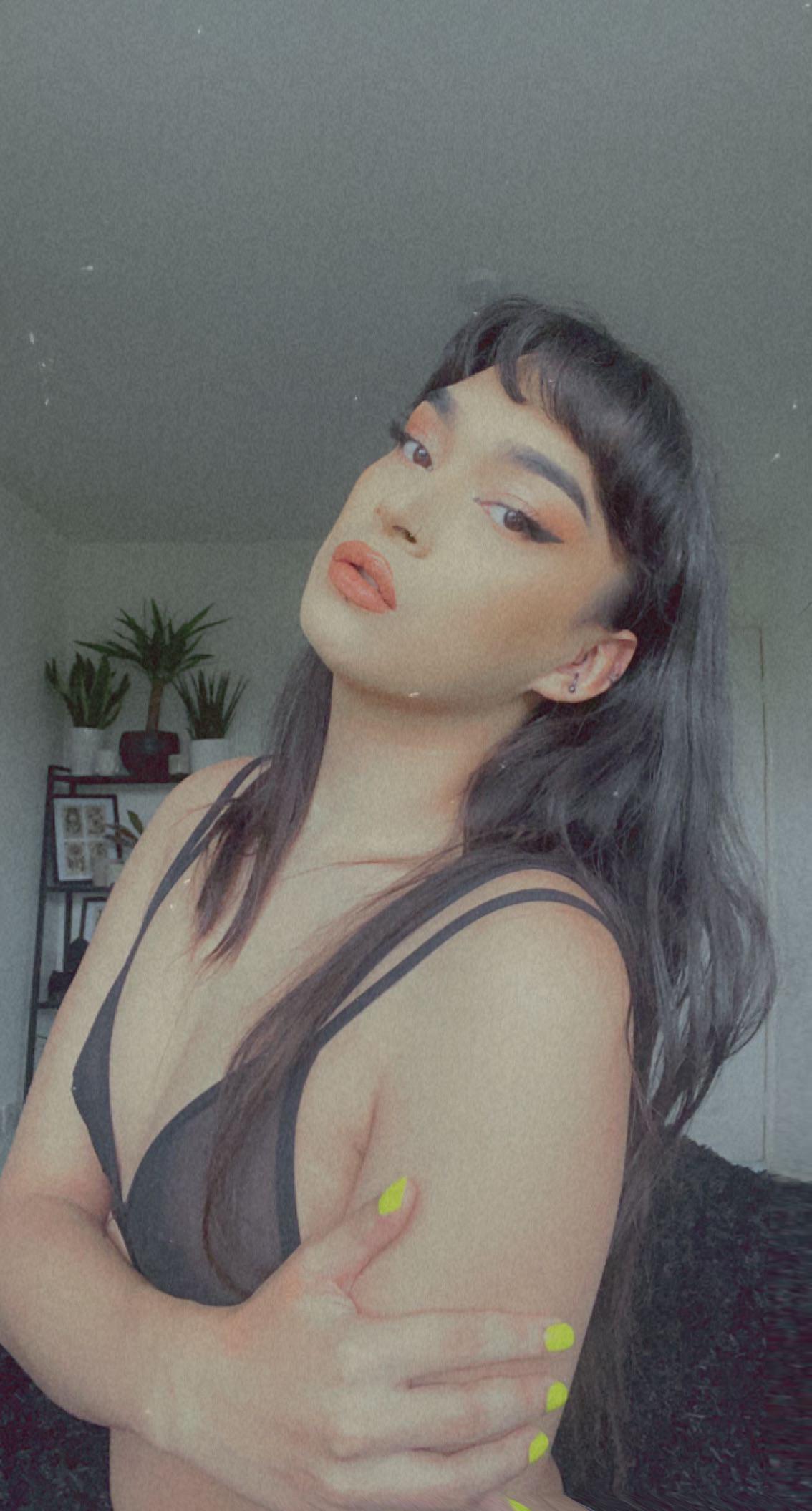 Gender bend | Scrolller