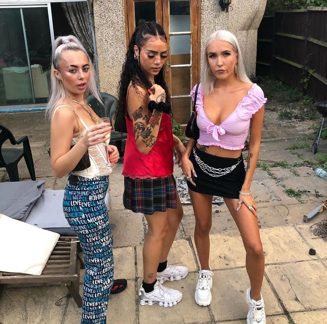 Genuine chavs :-) | Scrolller