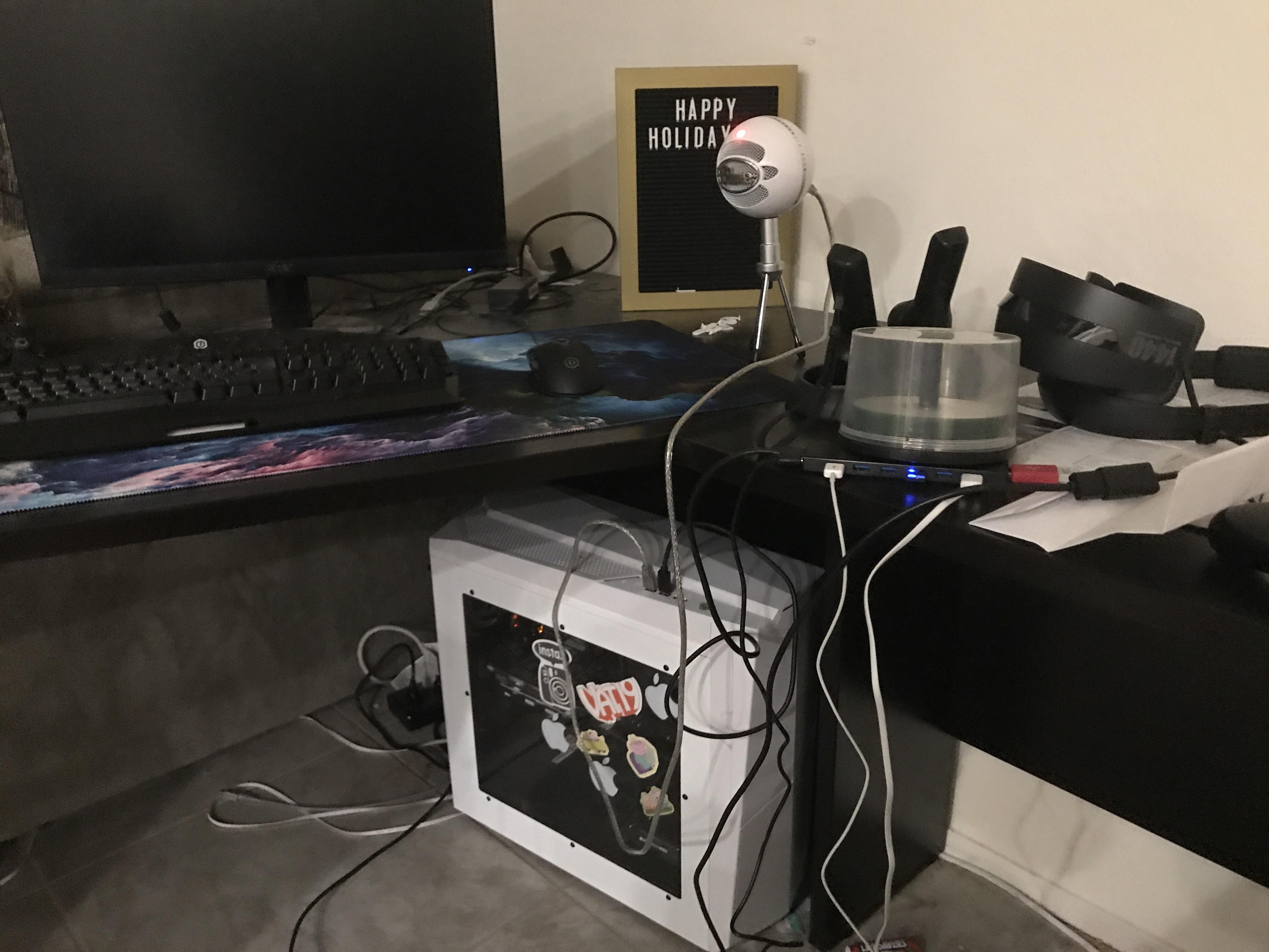 getting a VR headset caused cable hell. | Scrolller