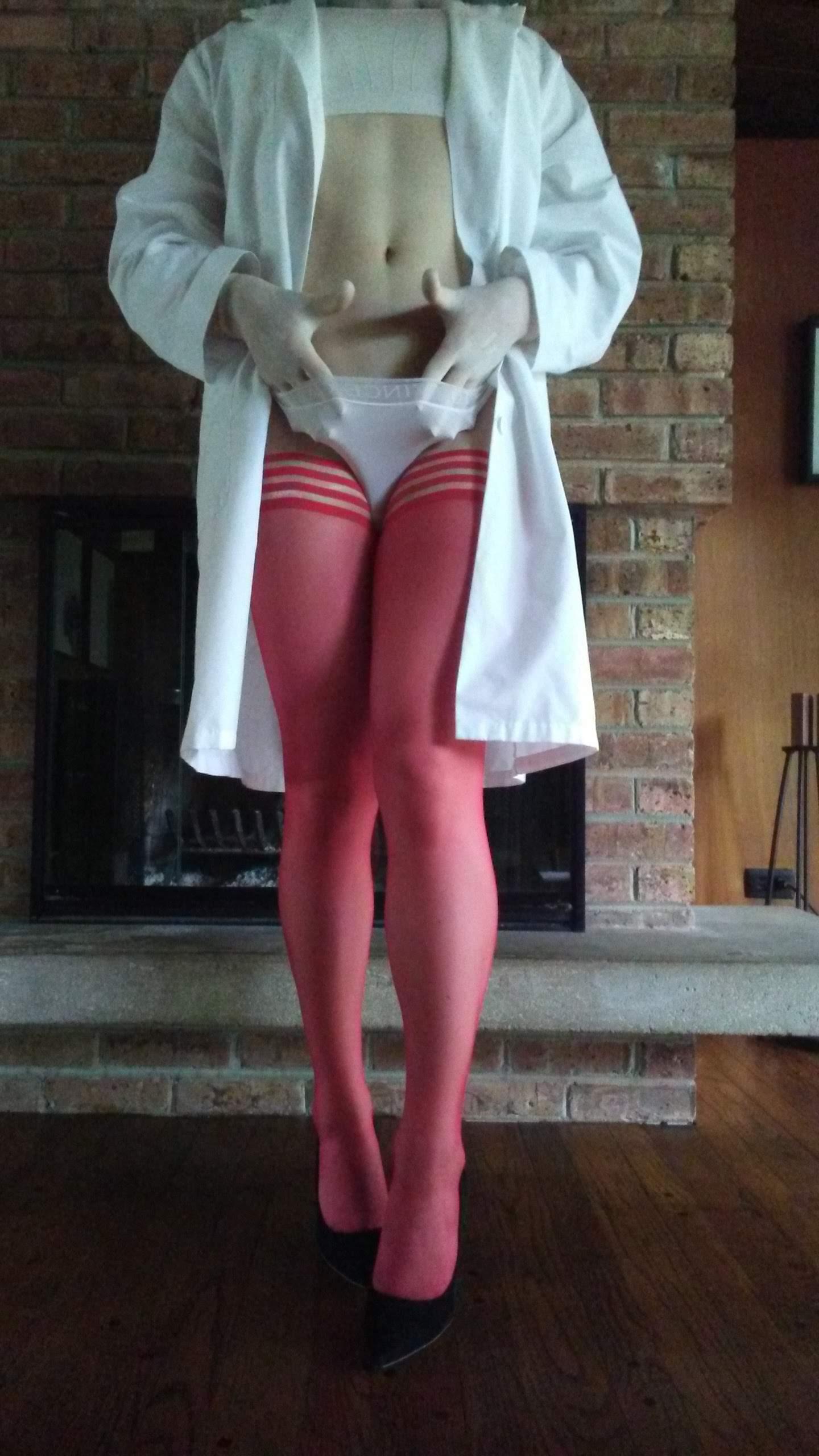 Getting dressed for lab work | Scrolller