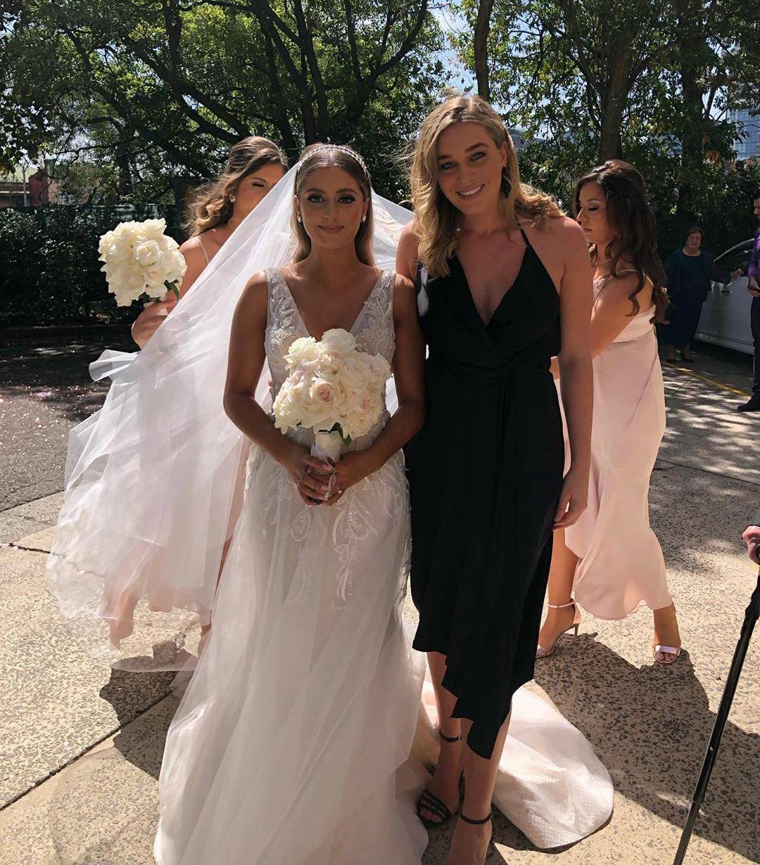 Gf or the bride | Scrolller