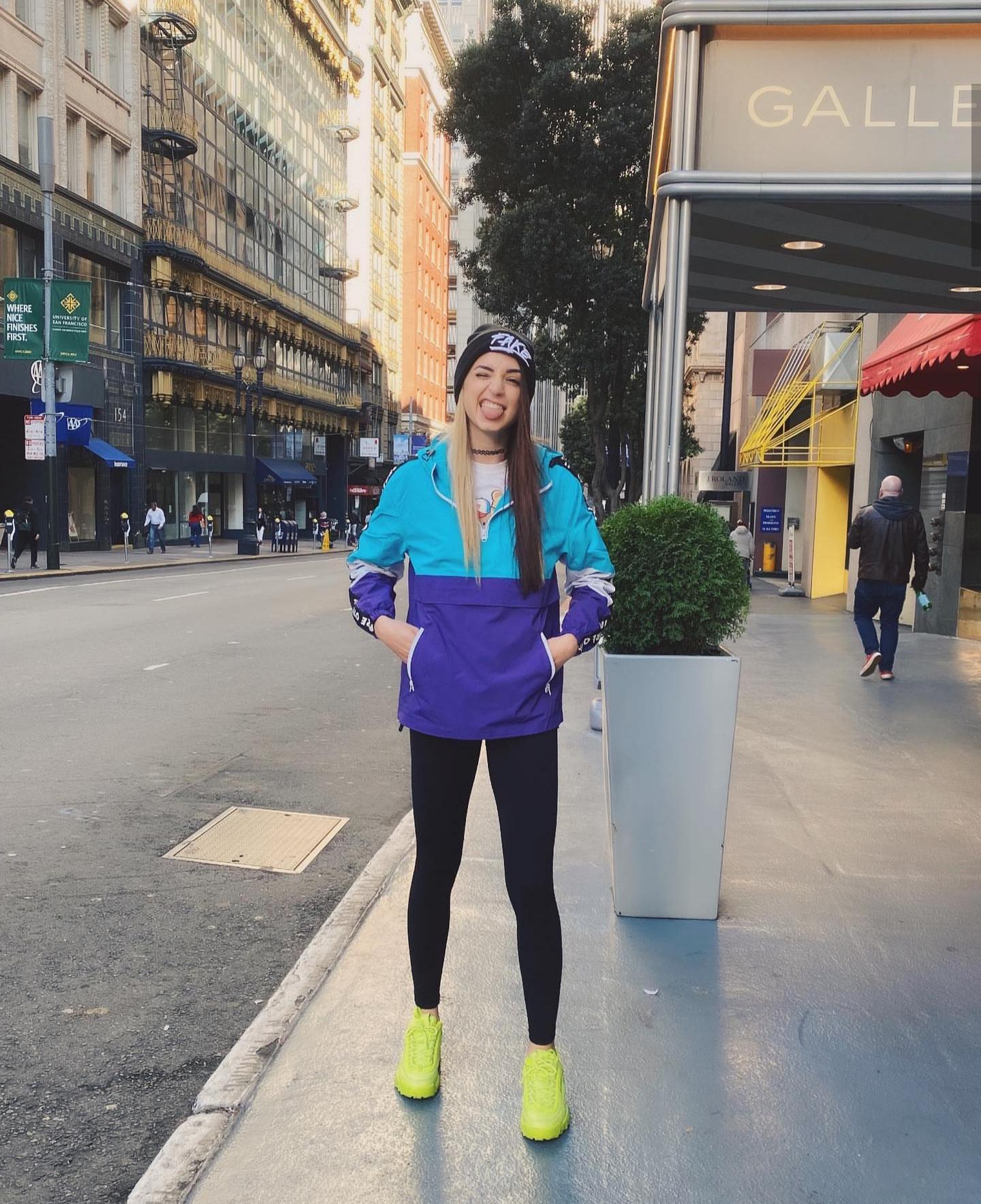 Gibi in San Francisco | Scrolller