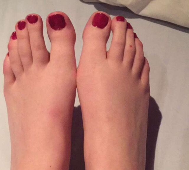 Girlfriend feet | Scrolller