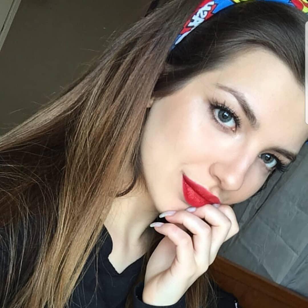 GirlWithConsent5 | Scrolller