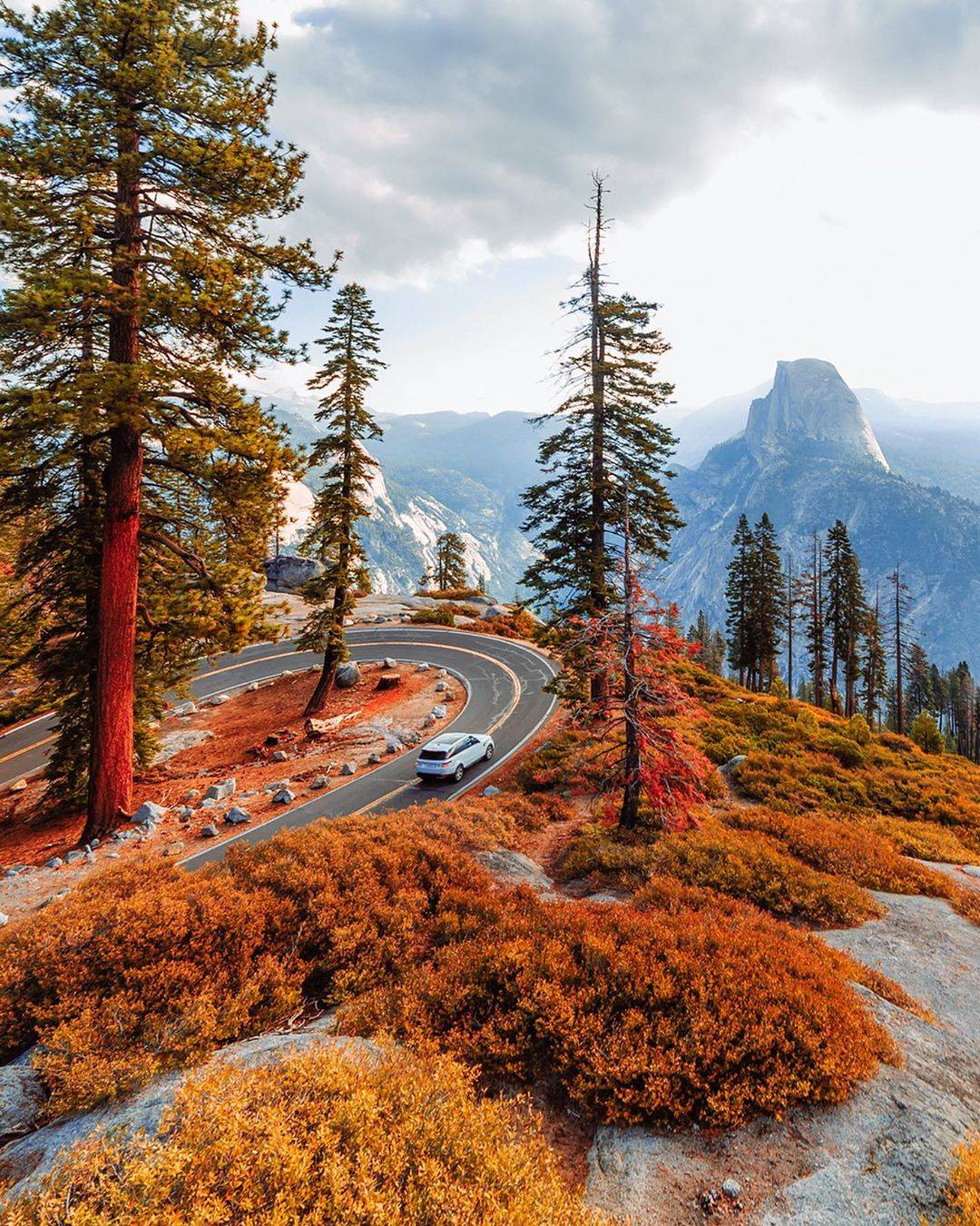 Range Rover. | Scrolller