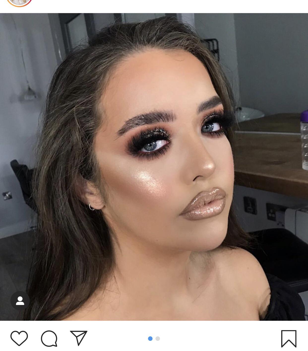 glittery lipgloss can’t even hide the beef lips | Scrolller