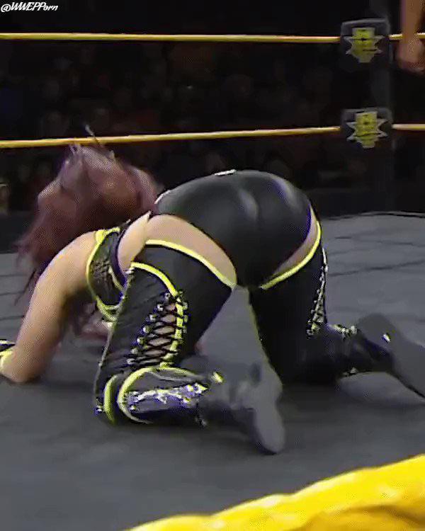 God dam looks like io is ready for a pounding | Scrolller