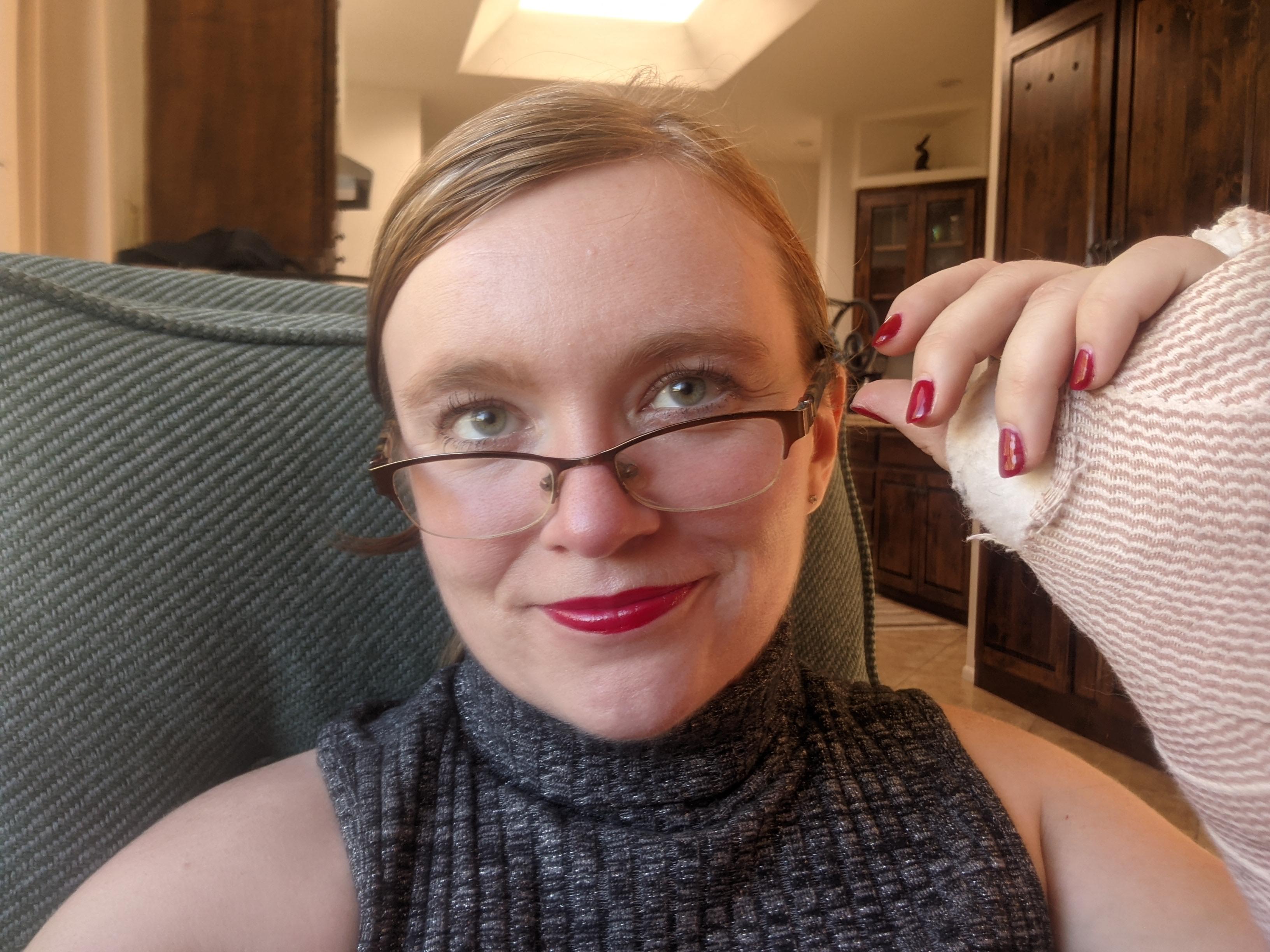 Going for a bit of a no-nonsense, still-steamy librarian look | Scrolller