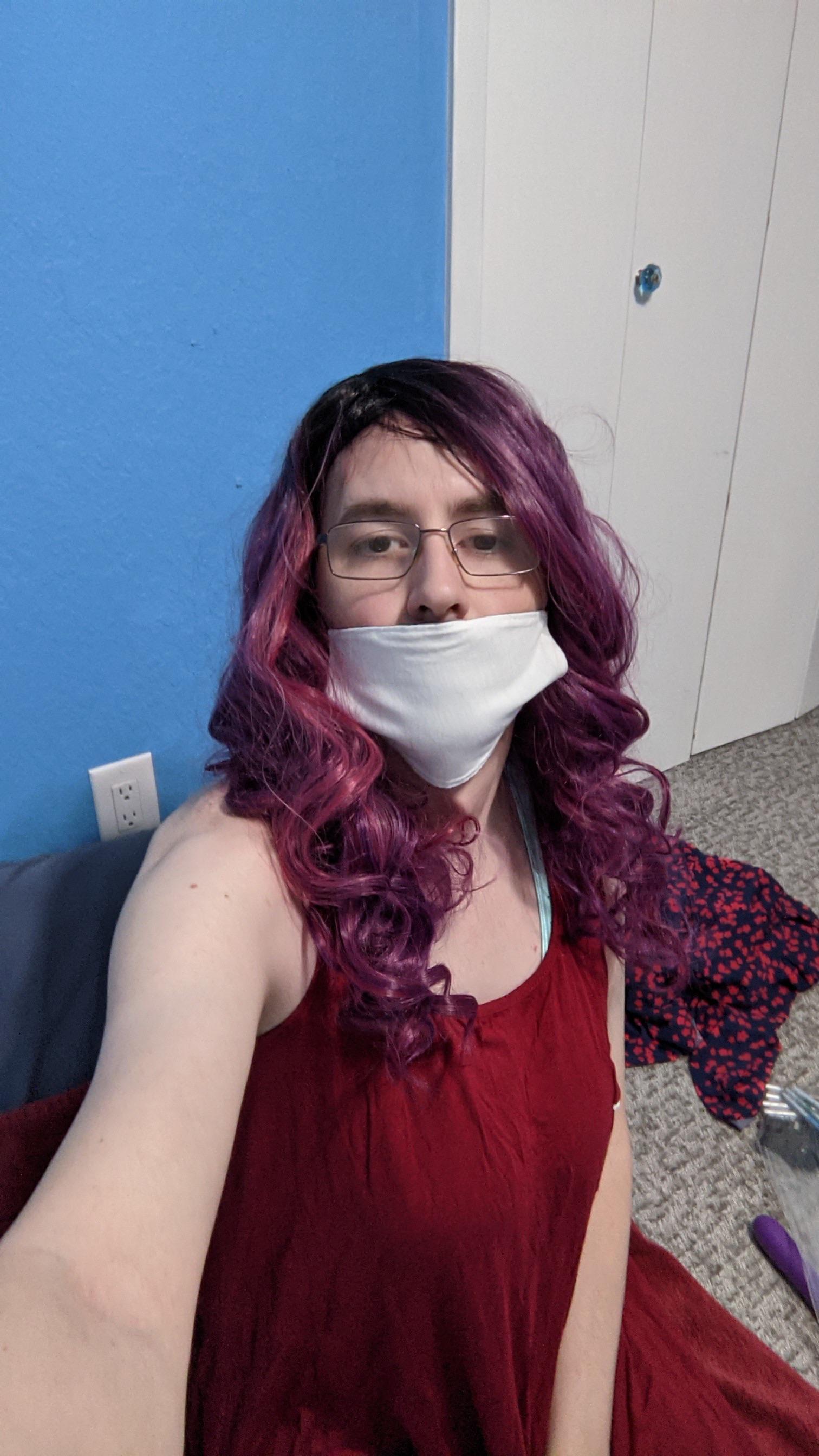 Good Morning! What’s on your mind? Would love to chat :) KiK: Sissy_Chloe_85 | Scrolller